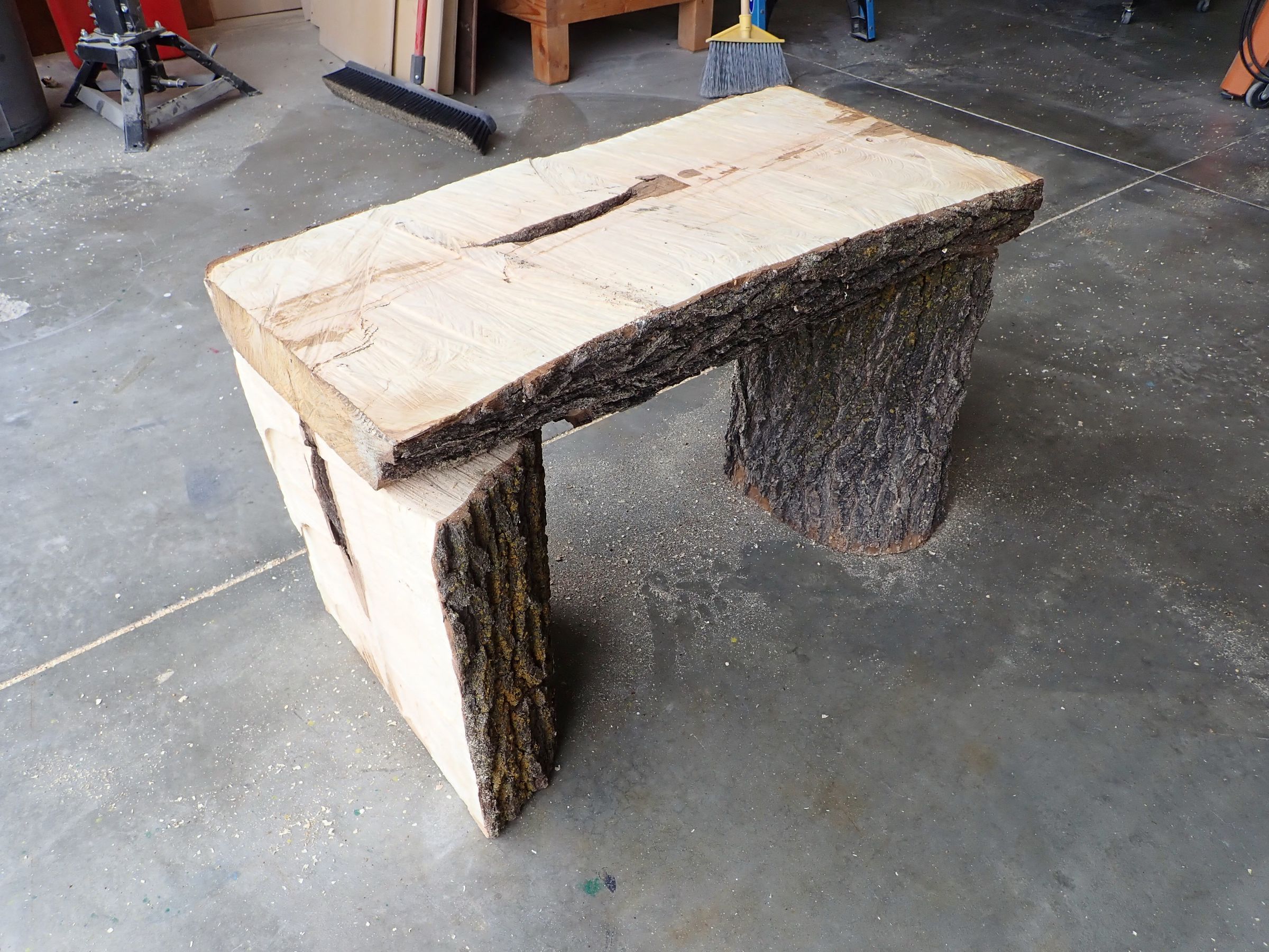 Simple Garden Bench From a Log : 11 Steps (with Pictures) - Instructables