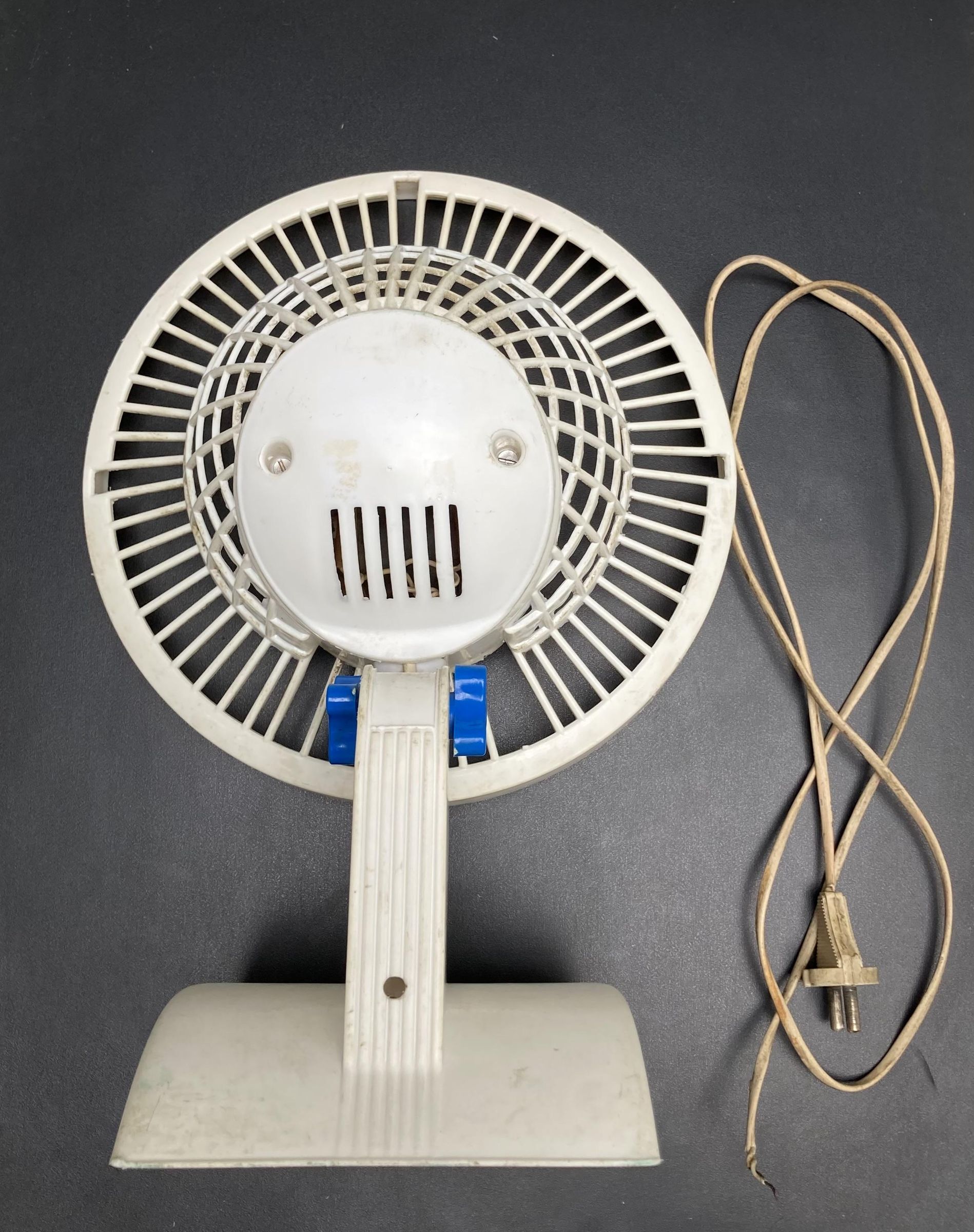 Fixing Fan Blade : 5 Steps (with Pictures) - Instructables