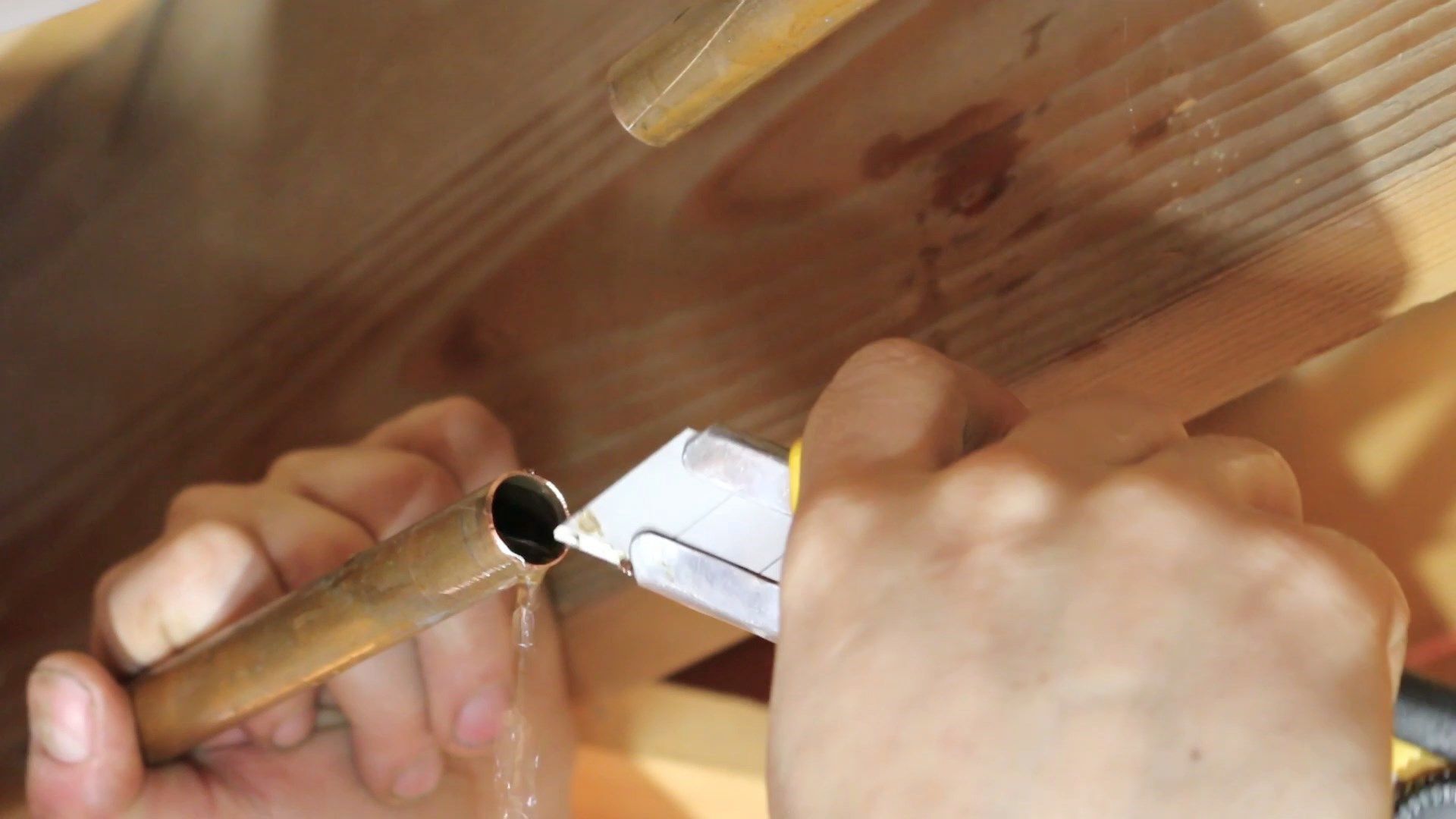 How to Connect a Water Line to Your Refrigerator : 7 Steps (with ...