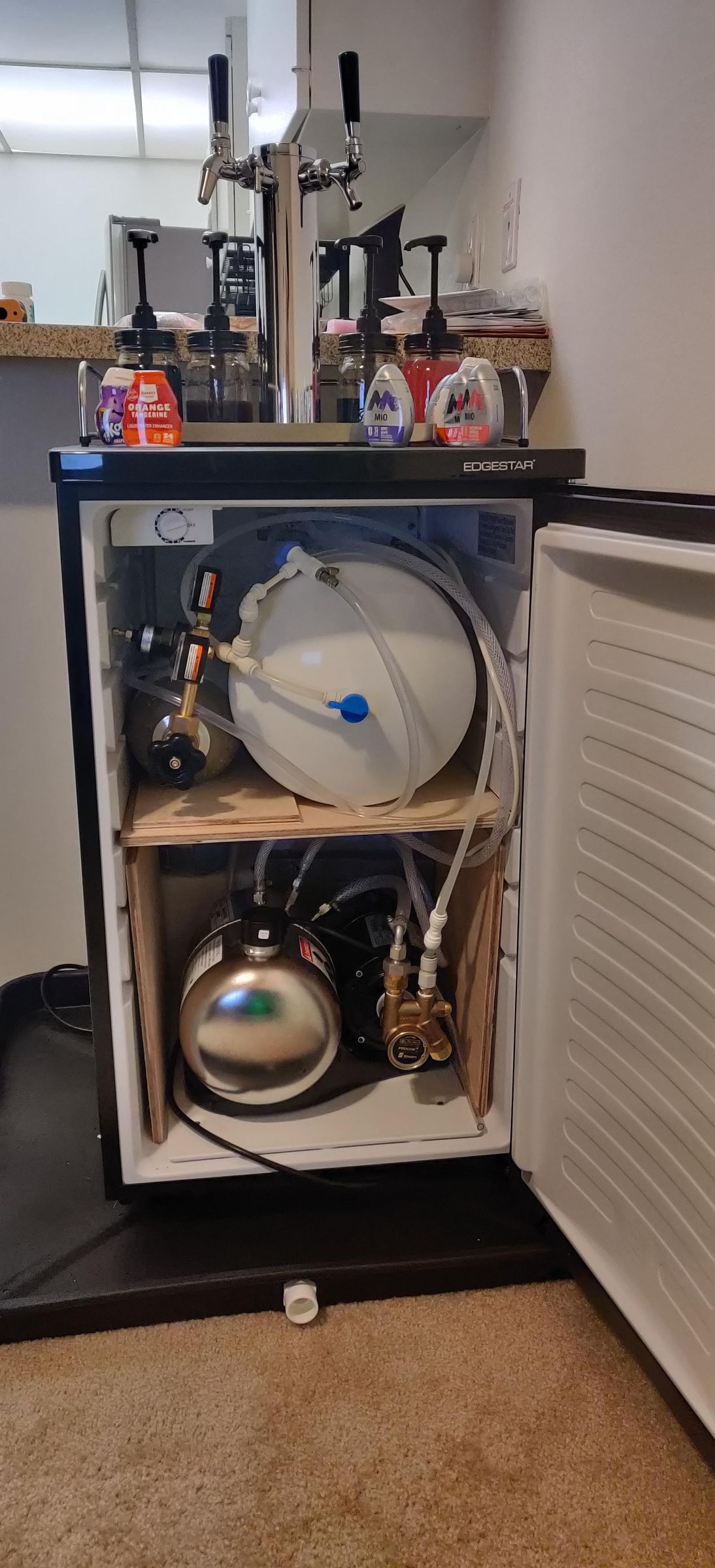 Home Carbonation Setup for Unlimited Seltzer : 13 Steps (with Pictures ...