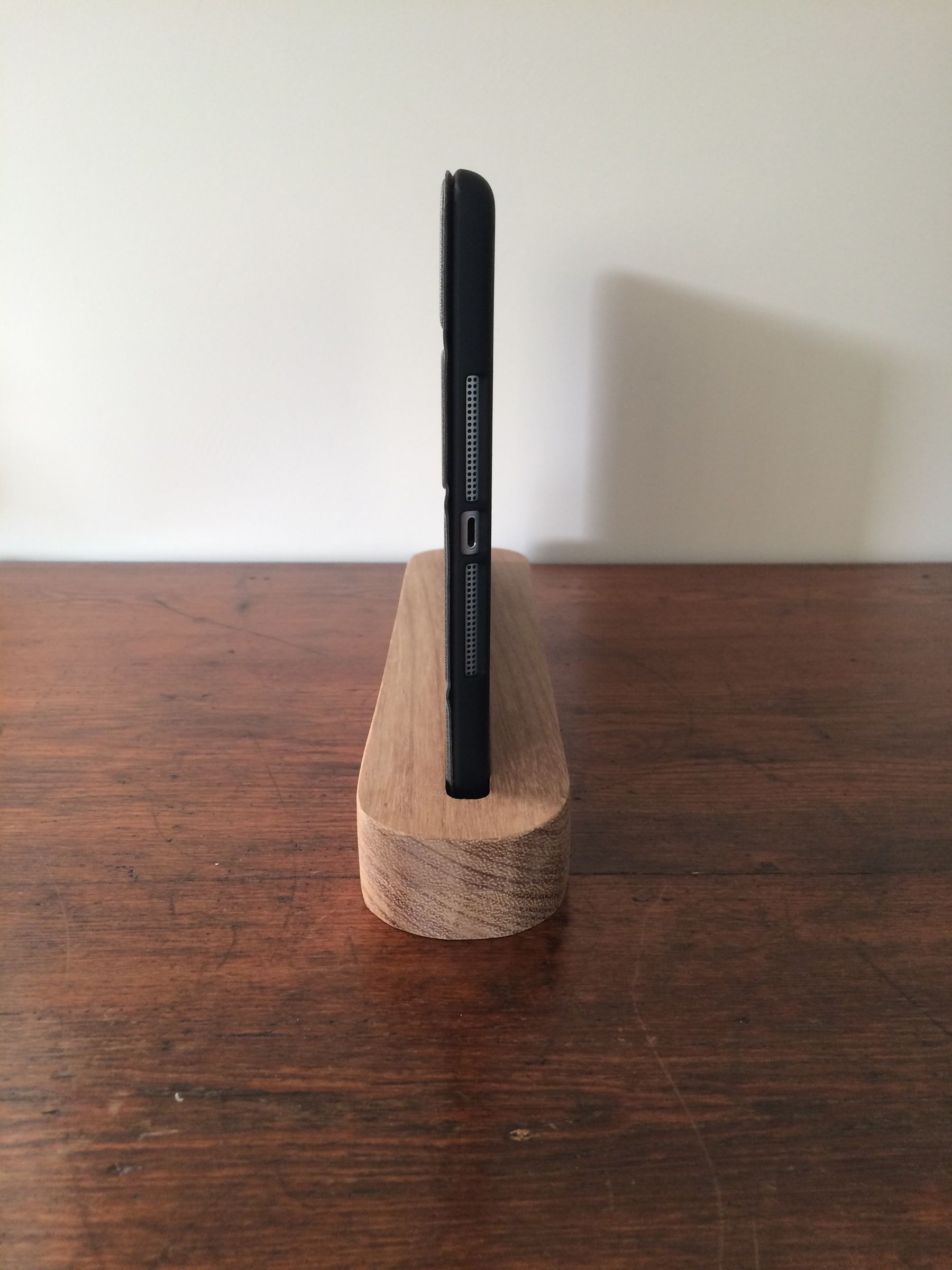 Wooden Tablet Stand : 8 Steps - Instructables