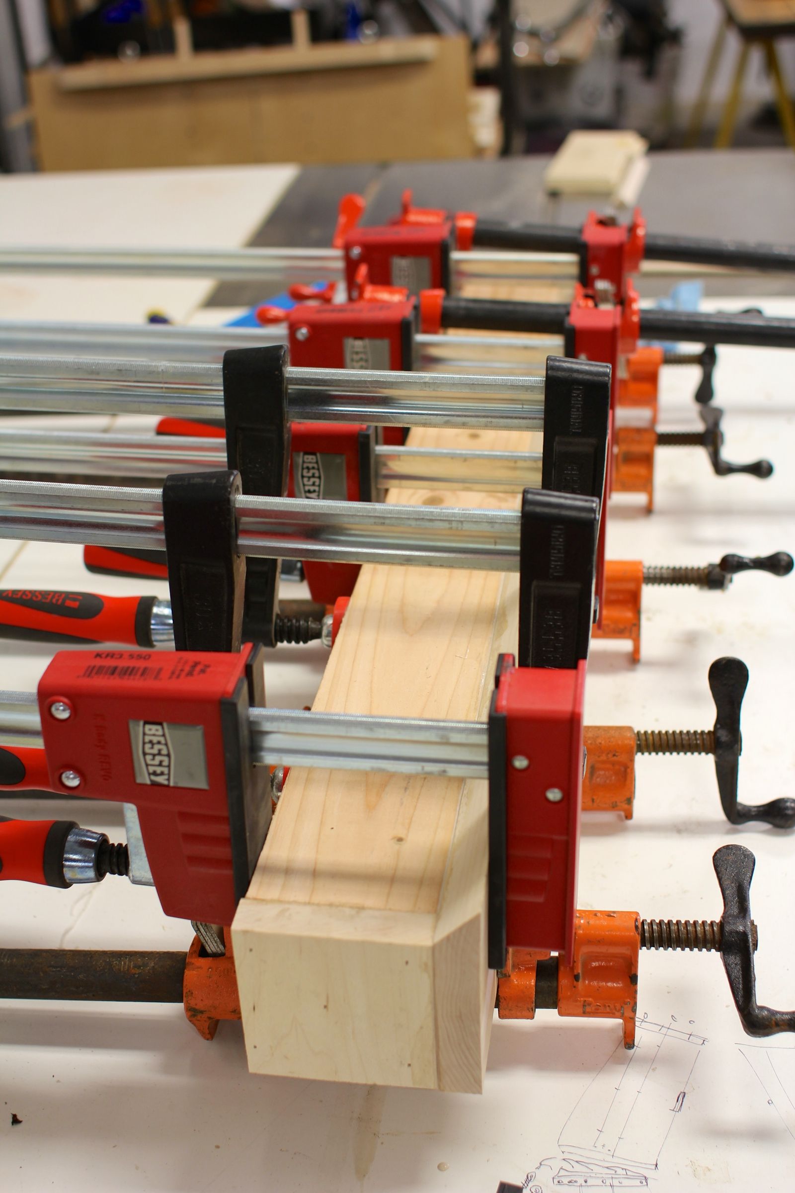 Corner Shelves : 19 Steps (with Pictures) - Instructables