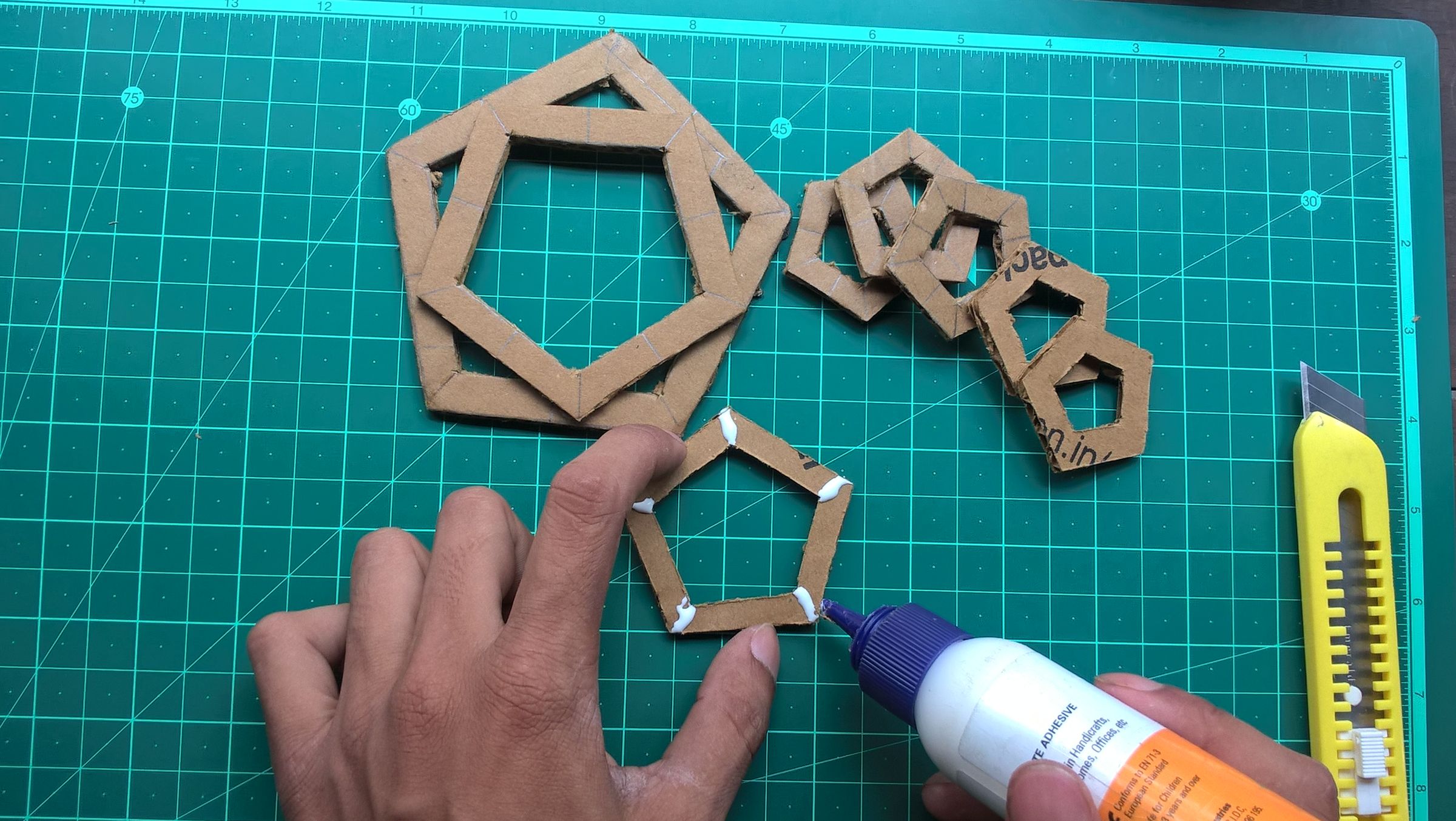 DIY Cardboard Lamp : 8 Steps (with Pictures) - Instructables