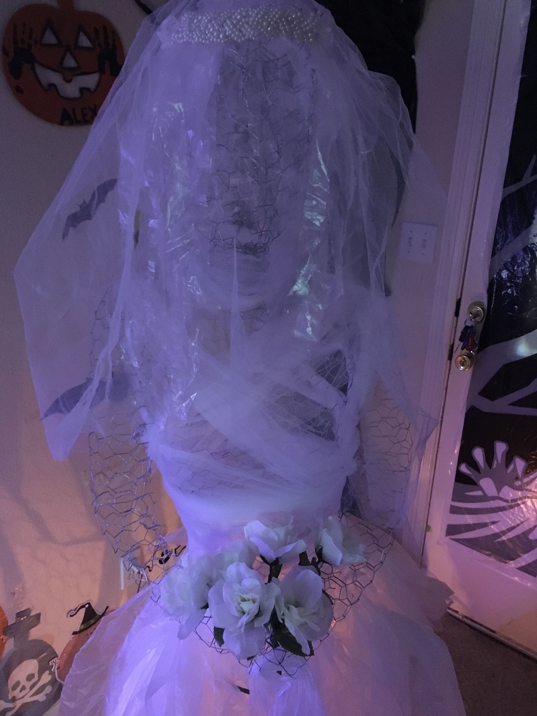 Ghost Bride : 5 Steps (with Pictures) - Instructables