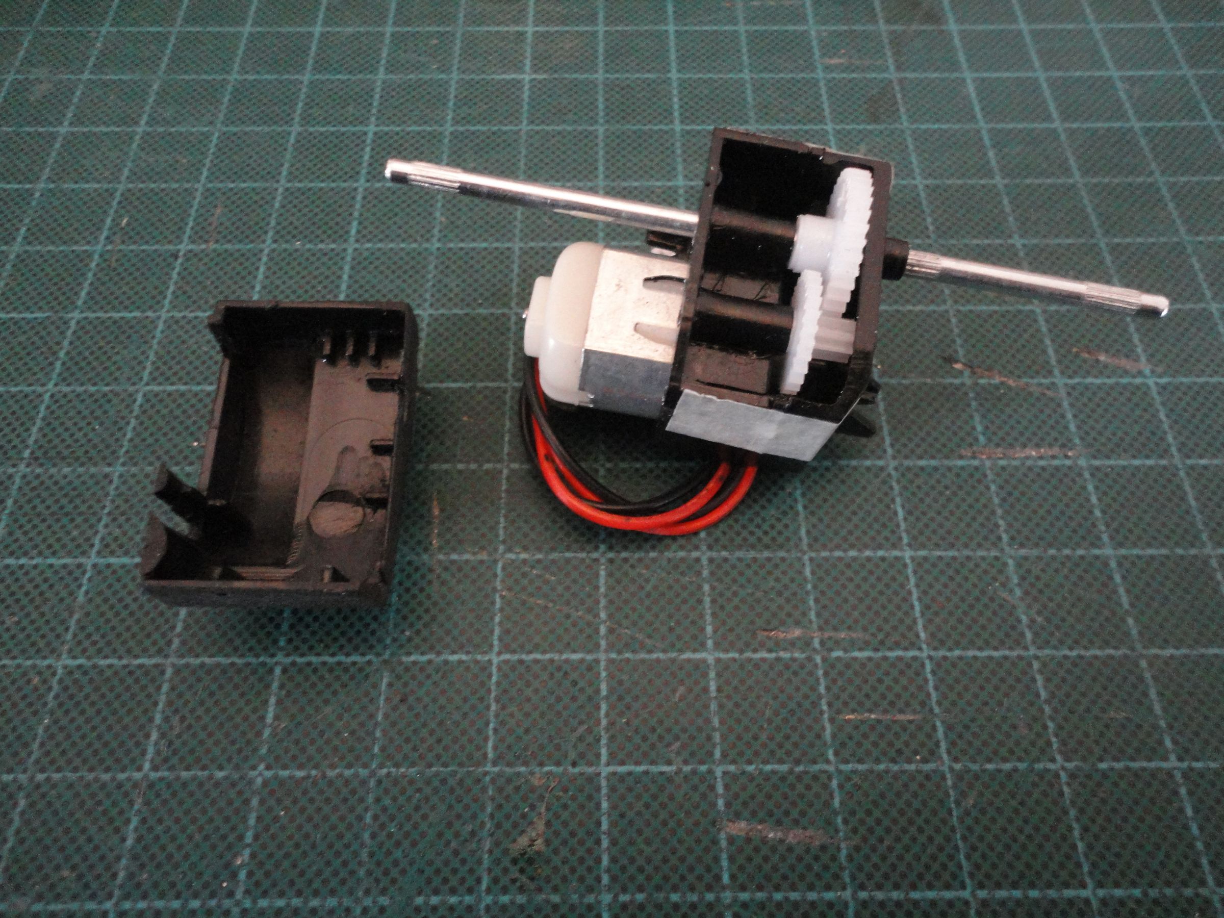 Wireless Lego Race Car : 13 Steps (with Pictures) - Instructables