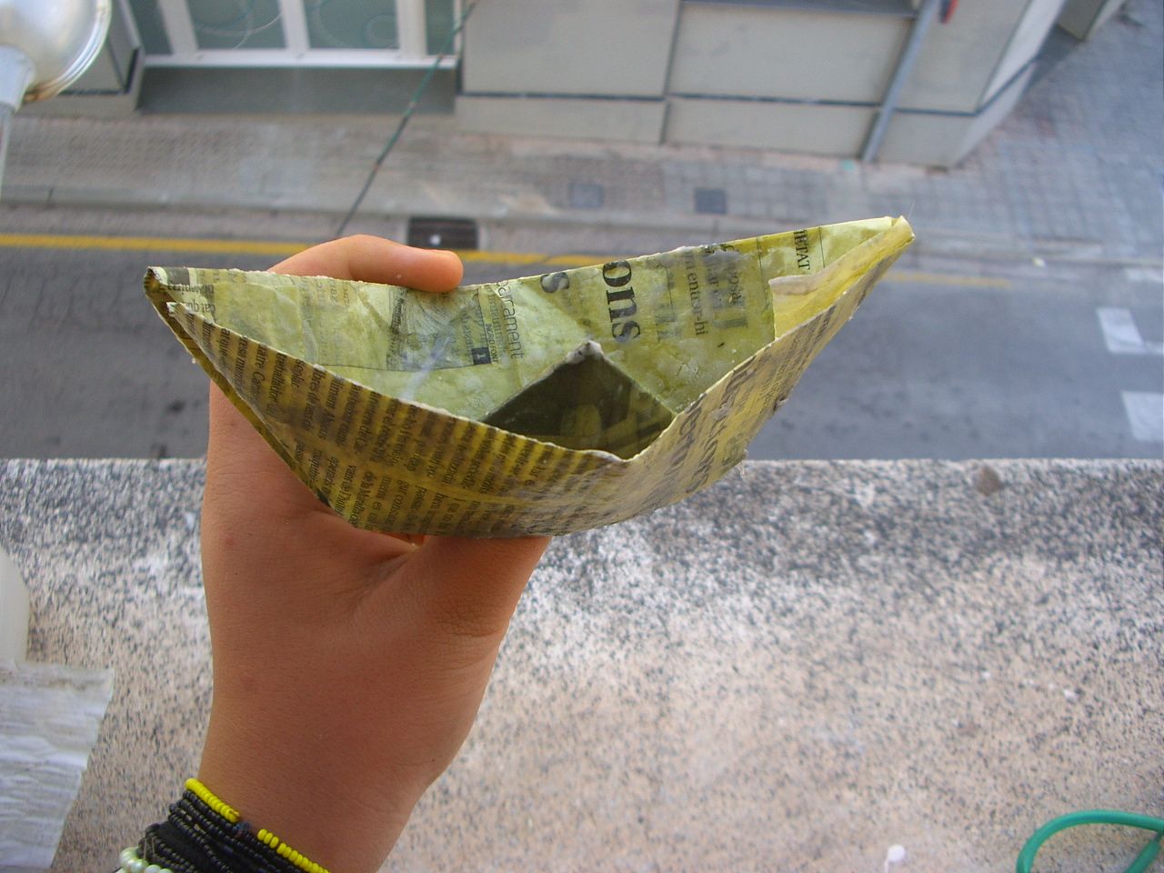 How to Do an Waterproof Paper Boat. : 9 Steps - Instructables