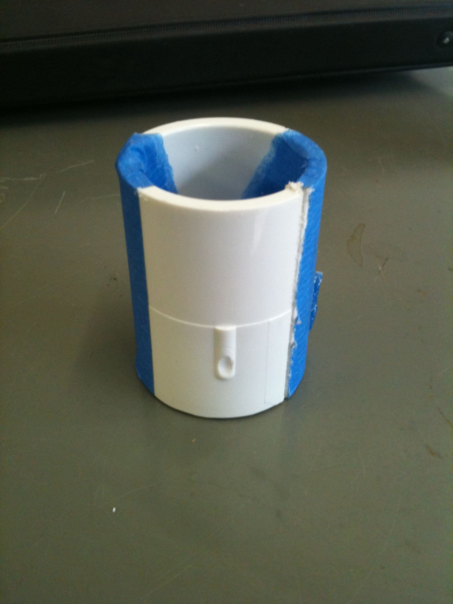 Clip-in Holder for Round Objects. : 5 Steps - Instructables