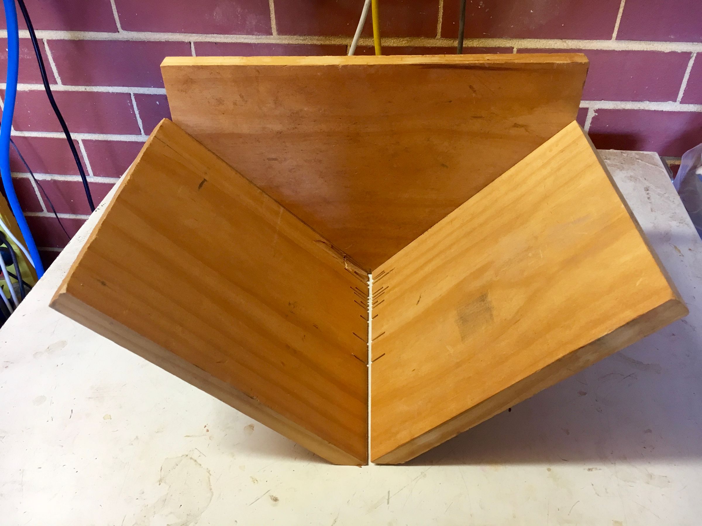 Simple and Elegant Wooden Box : 10 Steps (with Pictures) - Instructables