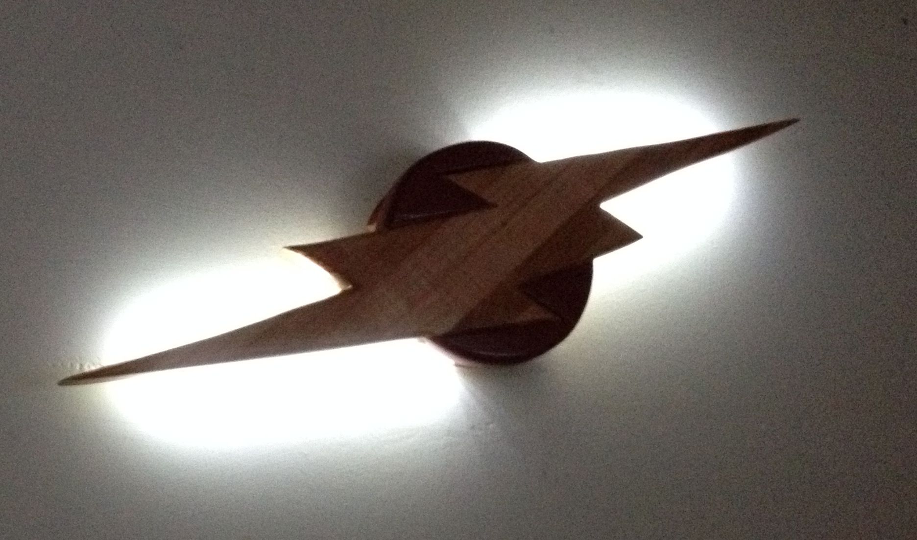 How to Make a Flash Wall Light - Instructables