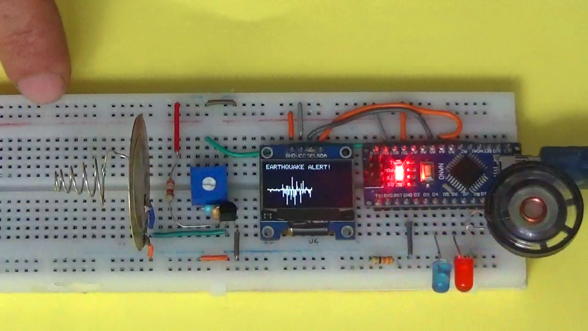 Single Transistor Earthquake Detector : 4 Steps - Instructables