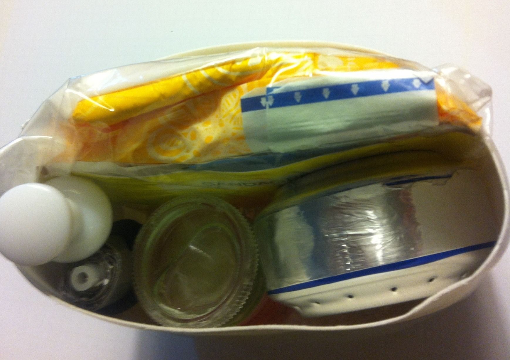 DIY First Aid Kit : 15 Steps - Instructables