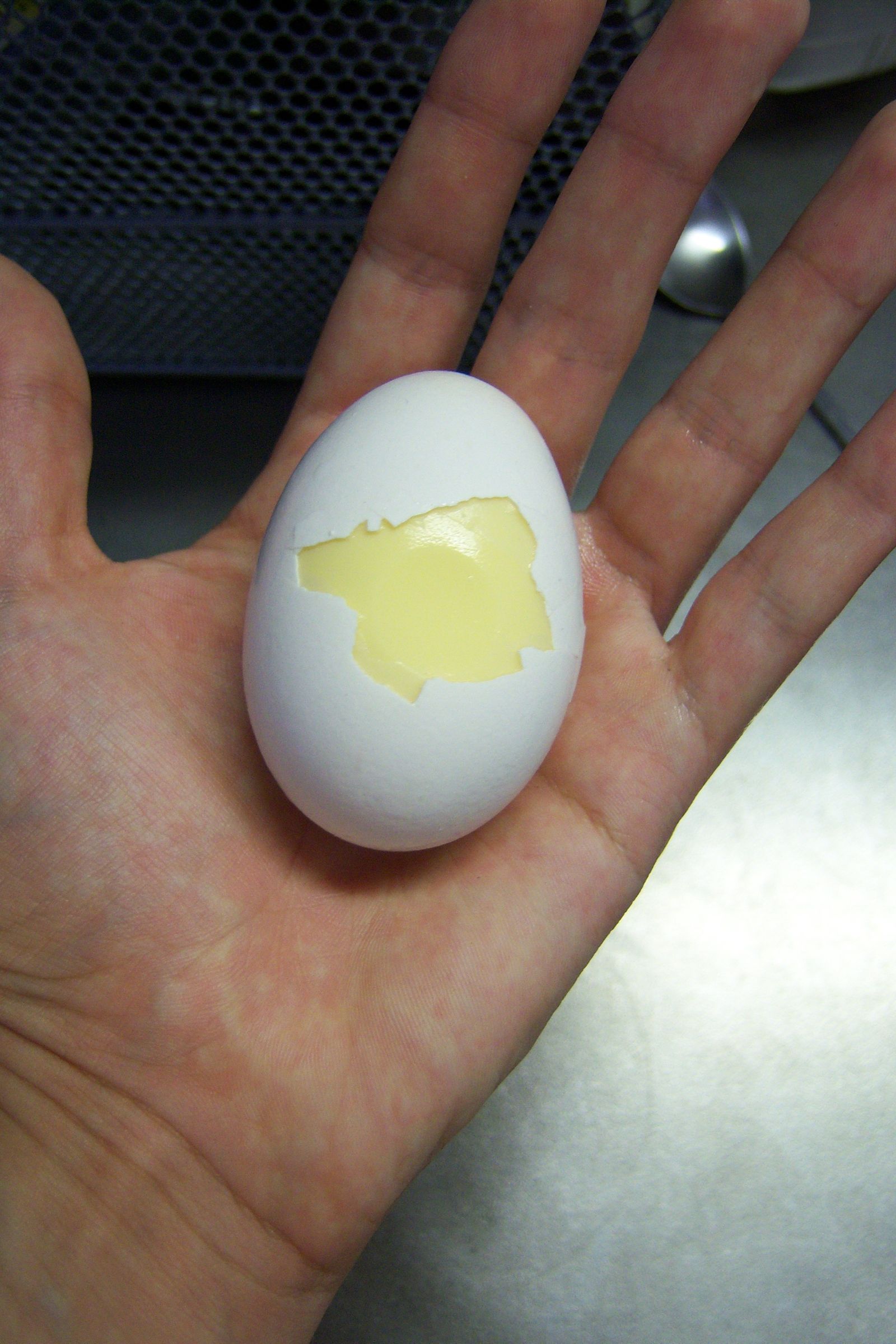 Scrambled Eggs - Still in the Shell ! : 5 Steps (with Pictures ...