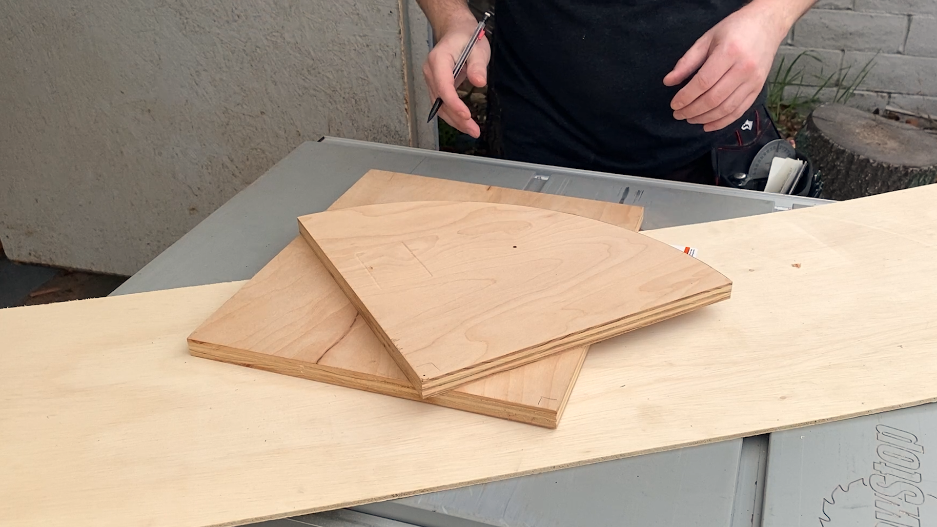 DIY Corner Bass Trap - Acoustic Dampening : 17 Steps (with Pictures ...