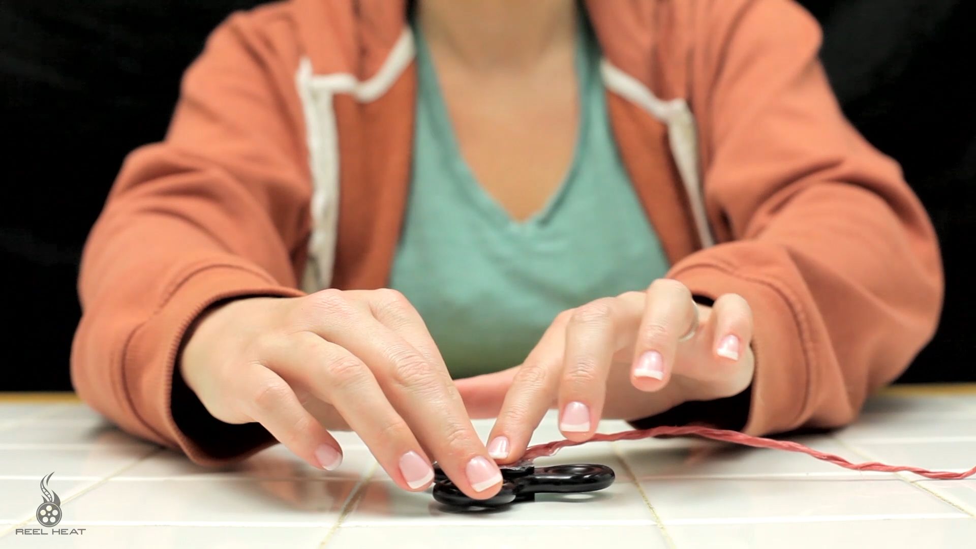 AWESOME FIDGET SPINNER INERTIA TRICKS : 5 Steps (with Pictures ...