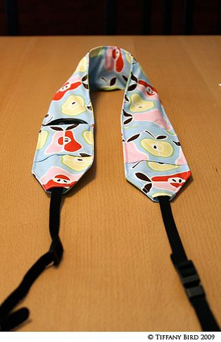 Camera Strap Cover With Pockets : 13 Steps (with Pictures) - Instructables
