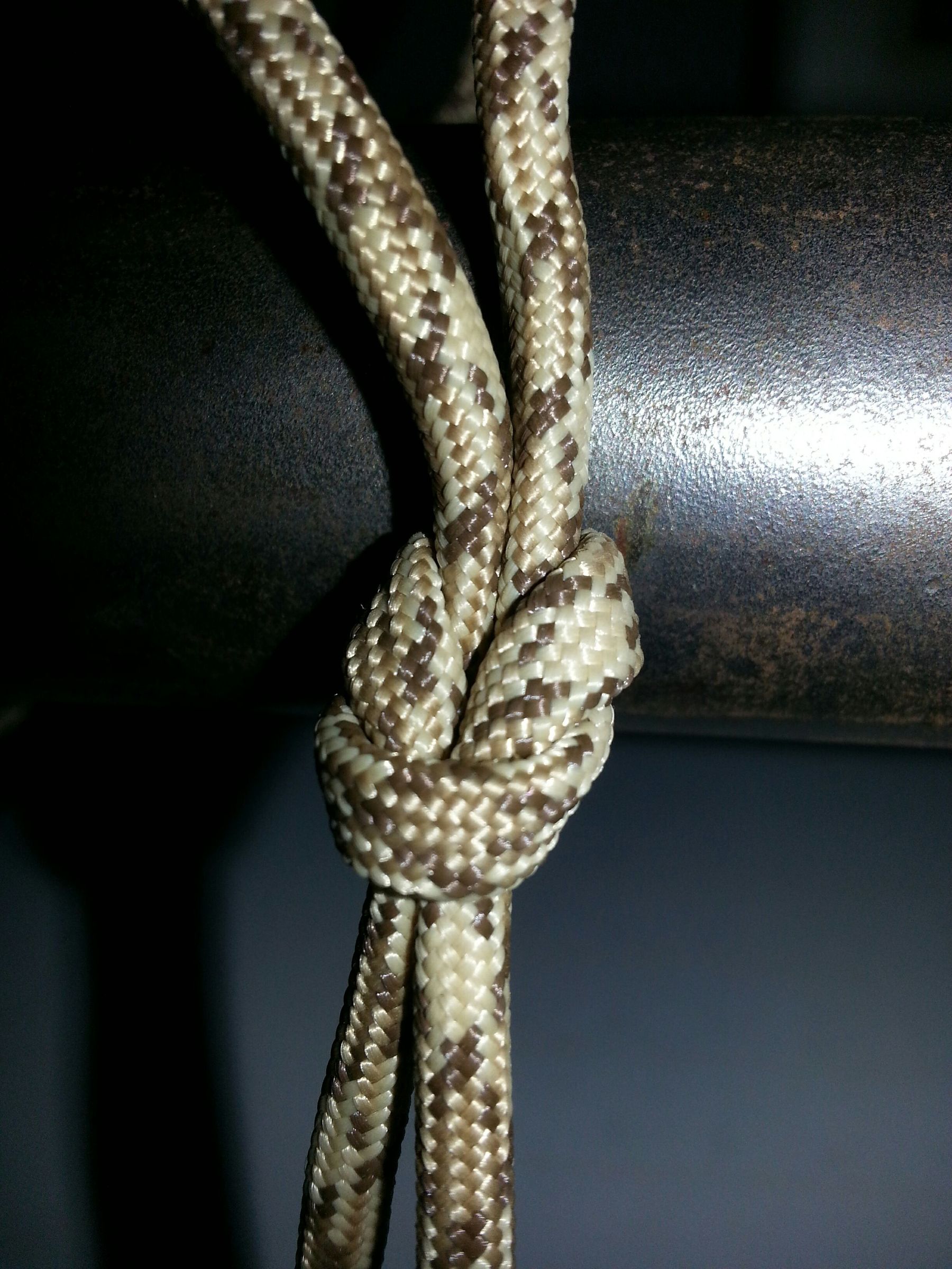 Tying a Square Knot : 3 Steps - Instructables