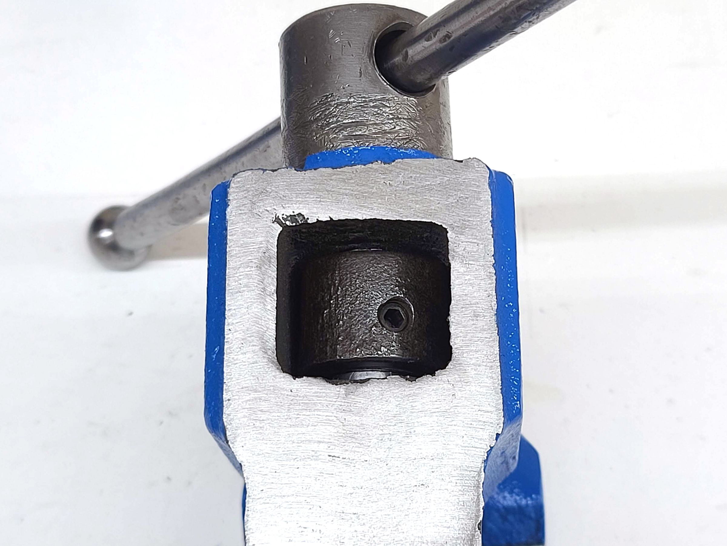 Inexpensive Vise Restoration : 10 Steps (with Pictures) - Instructables