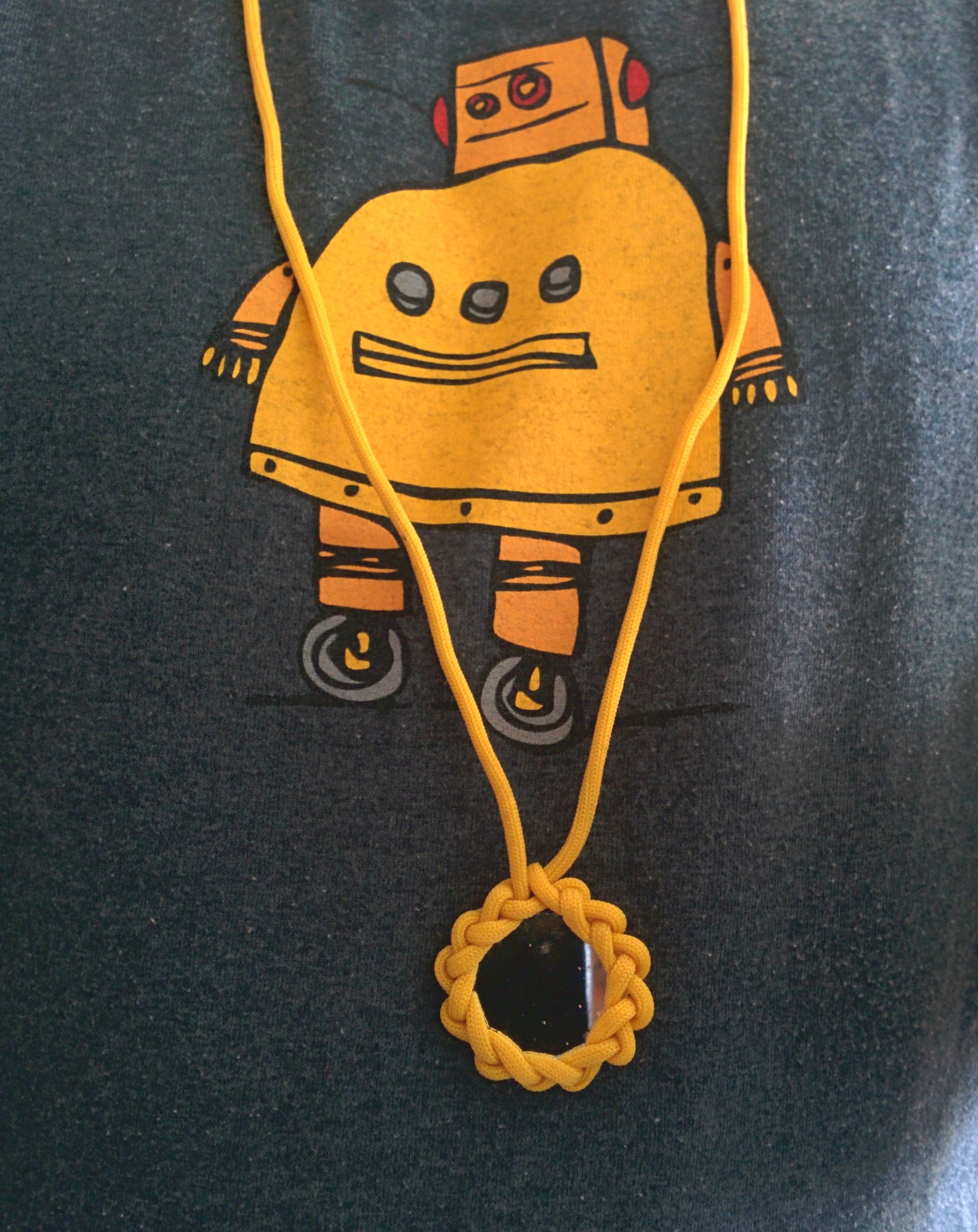 Paracord Mirror Medallion : 3 Steps (with Pictures) - Instructables