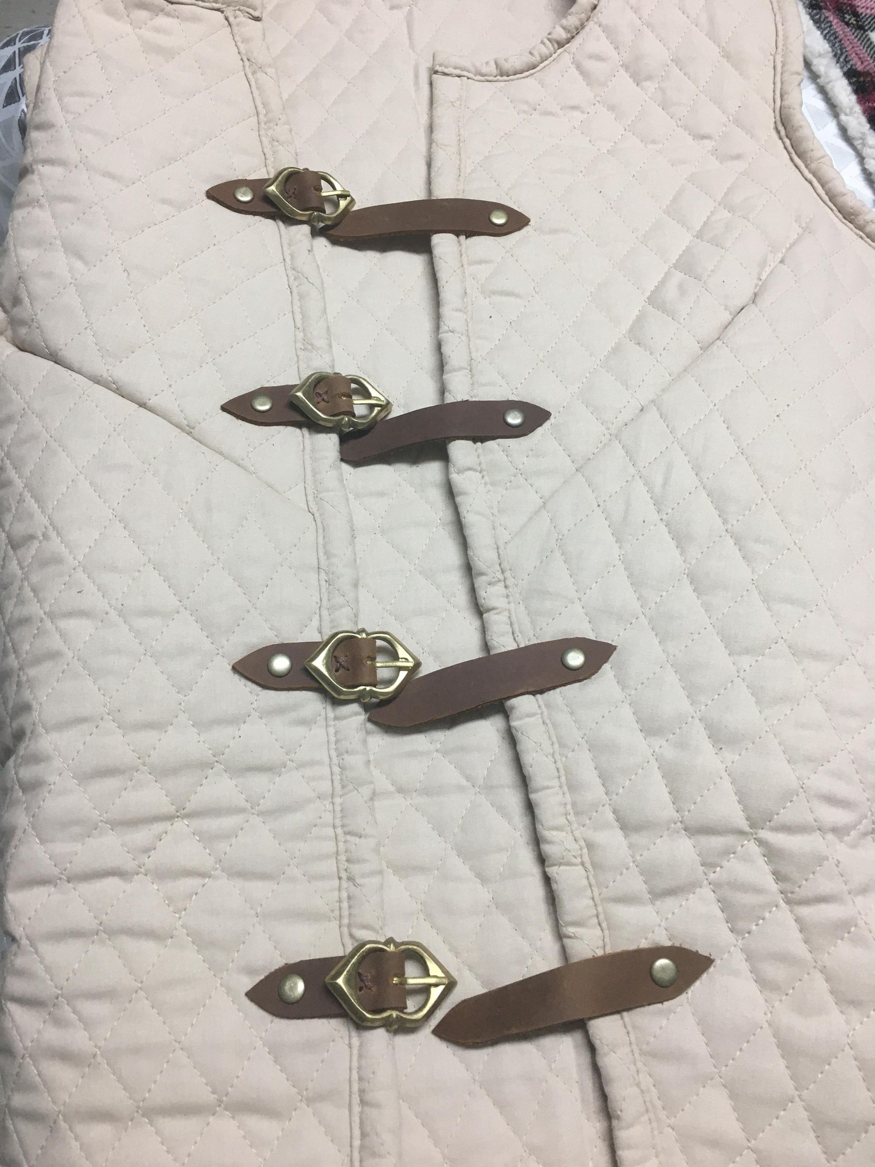 Making Your Own Gambeson (Quilted Cloth Armor) : 6 Steps (with Pictures ...