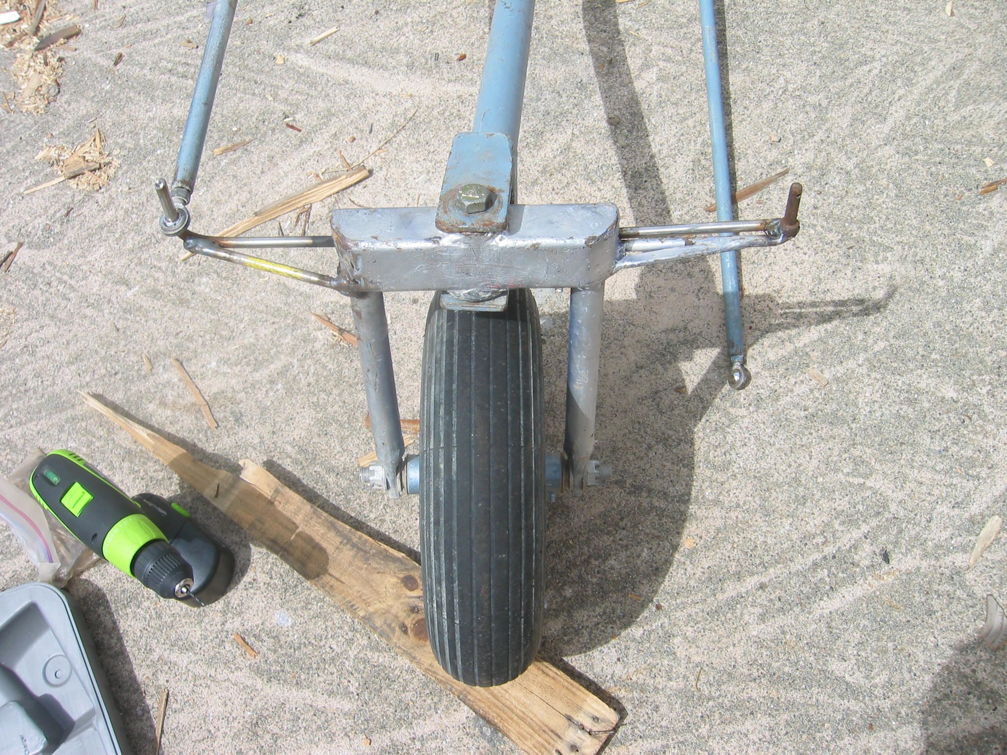 Greg Milano's Wheelbarrow Wheel Landyacht : 7 Steps (with Pictures ...