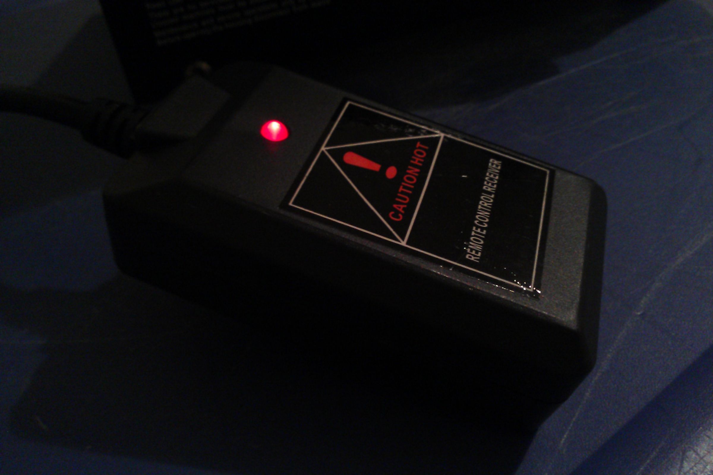 How to Set Up a Fog Machine : 4 Steps - Instructables