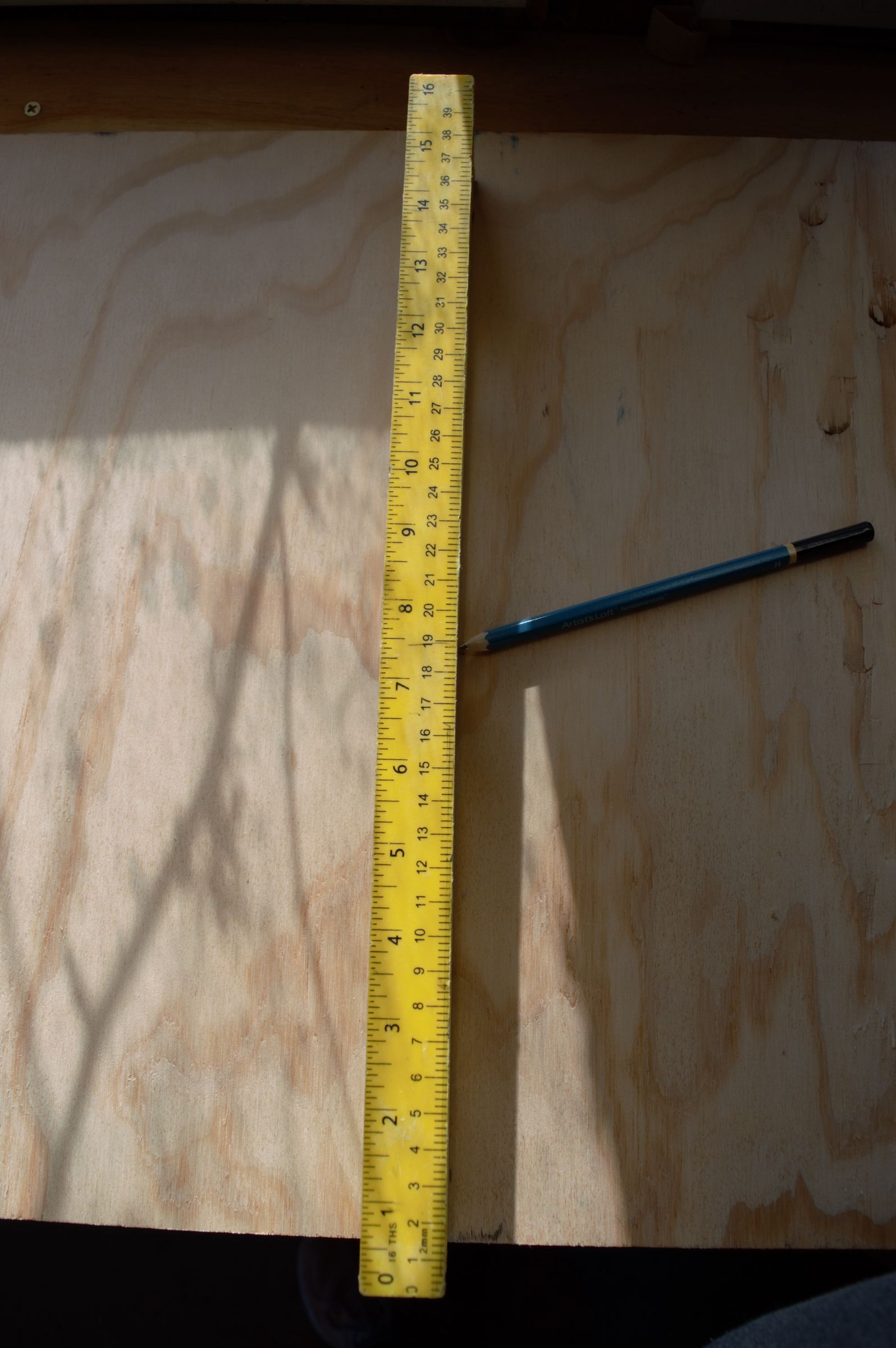 The Impossible Bookshelf : 25 Steps (with Pictures) - Instructables