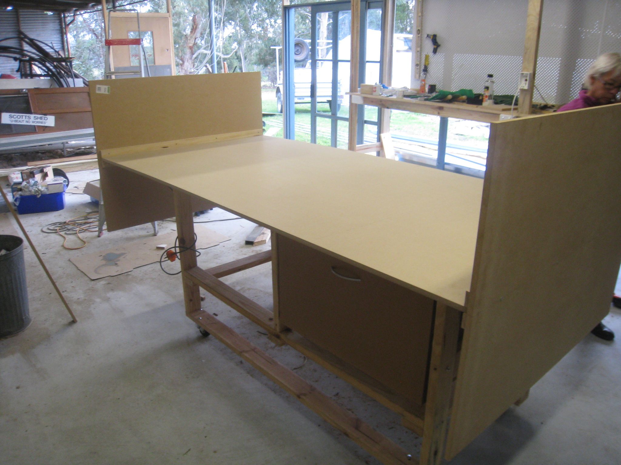 Build Your Own Compactus : 12 Steps - Instructables