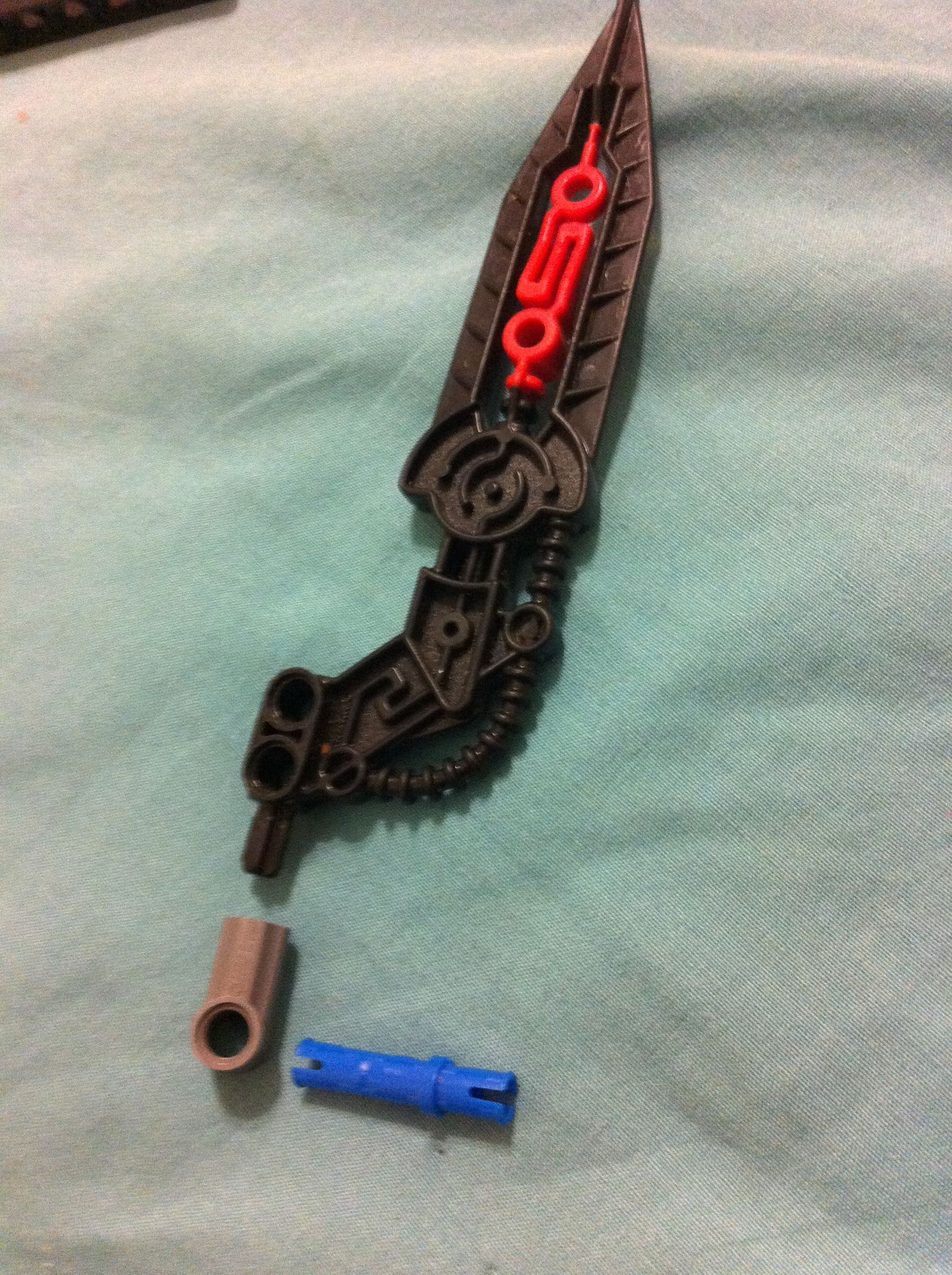 Bionicle Knife : 4 Steps - Instructables