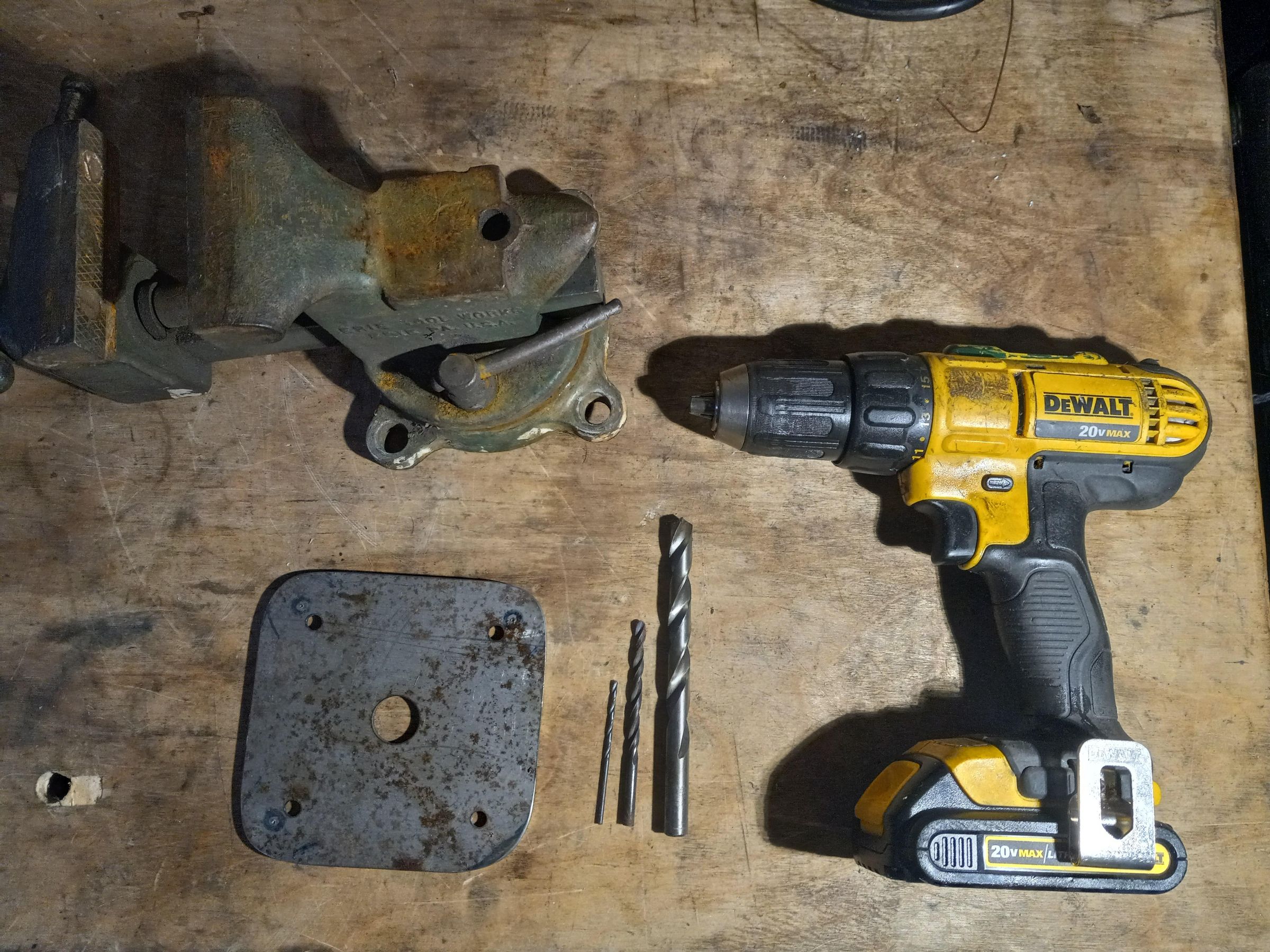 DIY Ball Swivel for Vise/Welding Positioner Out of Reclaimed 2x2 ...
