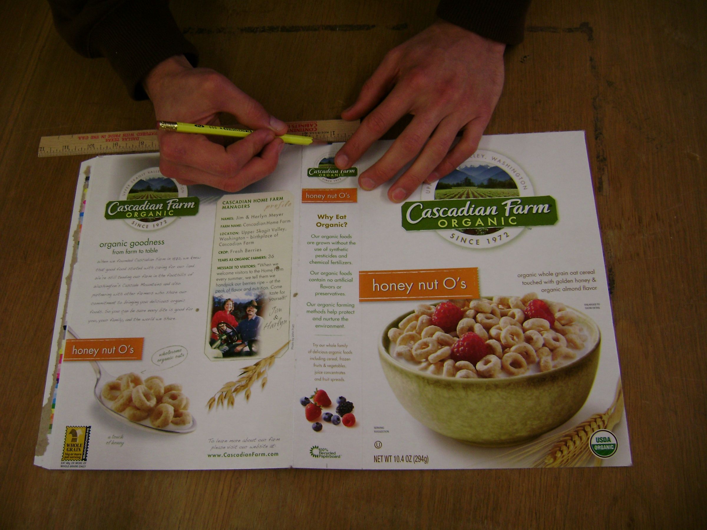 Up-Cycled Cereal Box Notebook : 8 Steps - Instructables