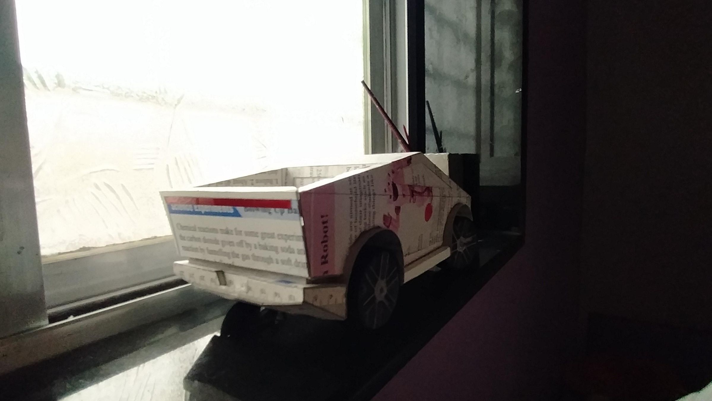 Tesla Cybertruck DIY Made of Cardboard : 6 Steps (with Pictures ...
