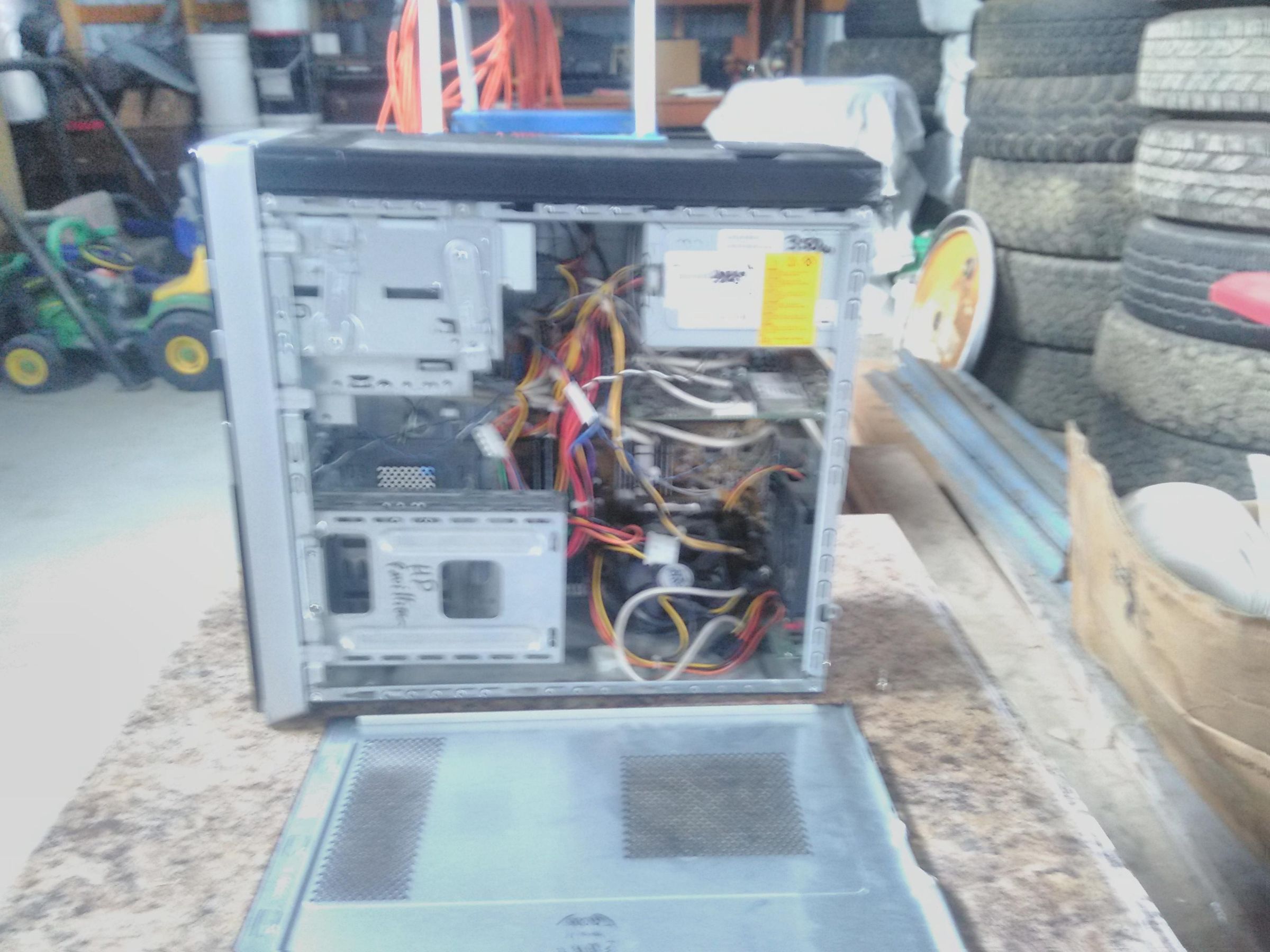 How to Turn a Old/Damaged Pc or Laptop Into a Media Box : 9 Steps ...