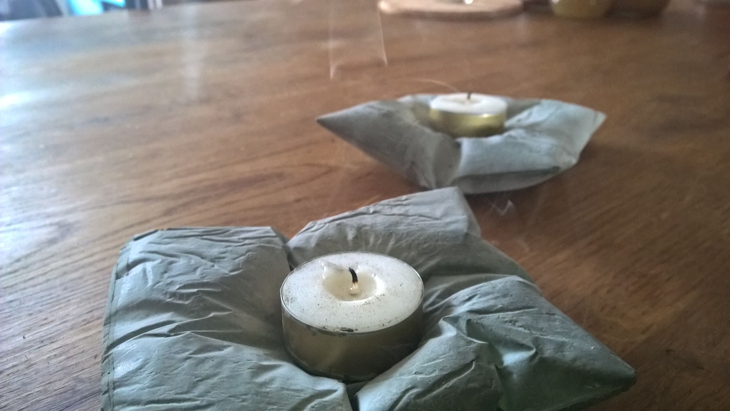 Concrete Pillow Candle Holders : 4 Steps (with Pictures) - Instructables