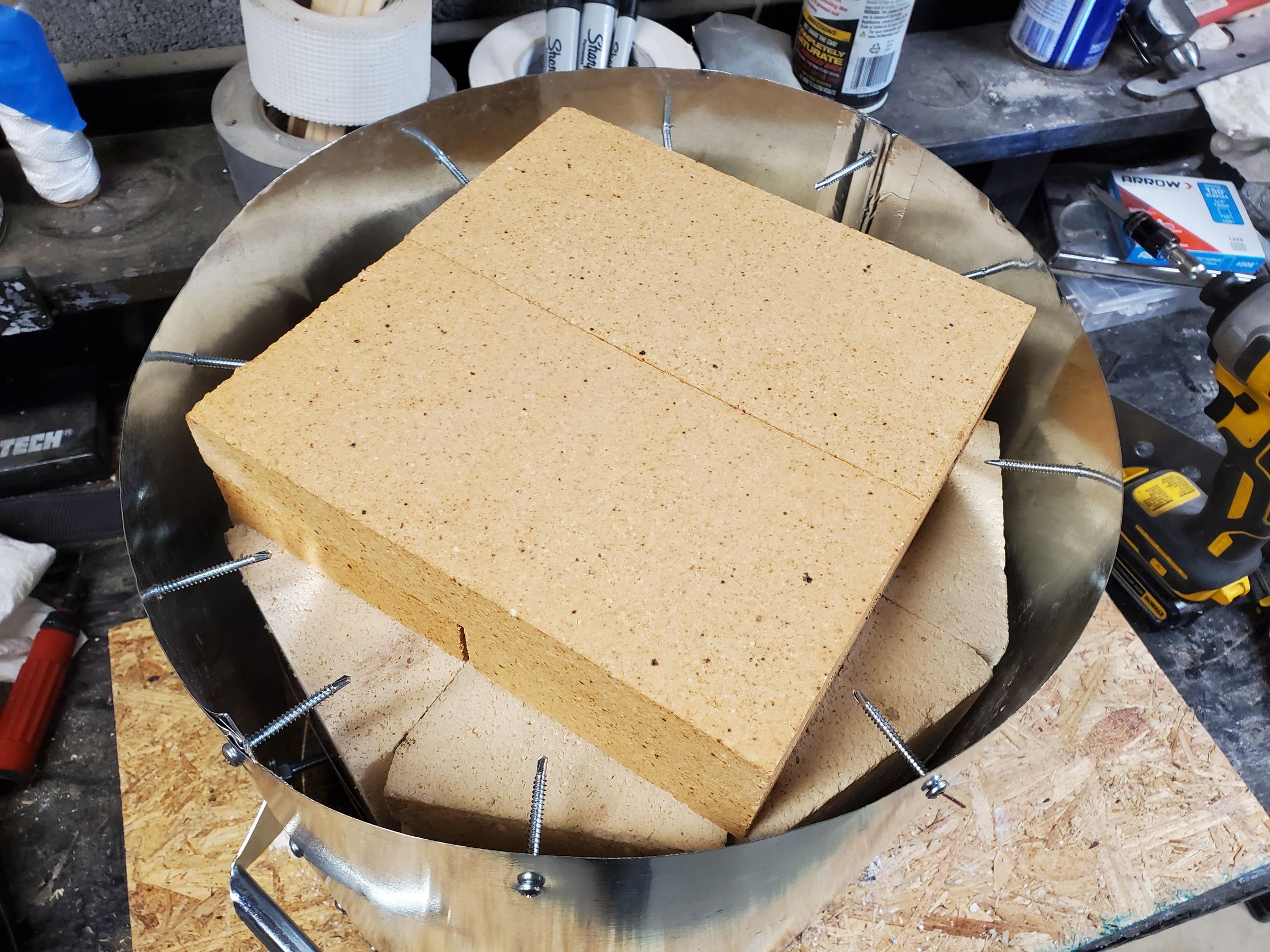 120v Metal Foundry With Lid Switch : 20 Steps (with Pictures ...