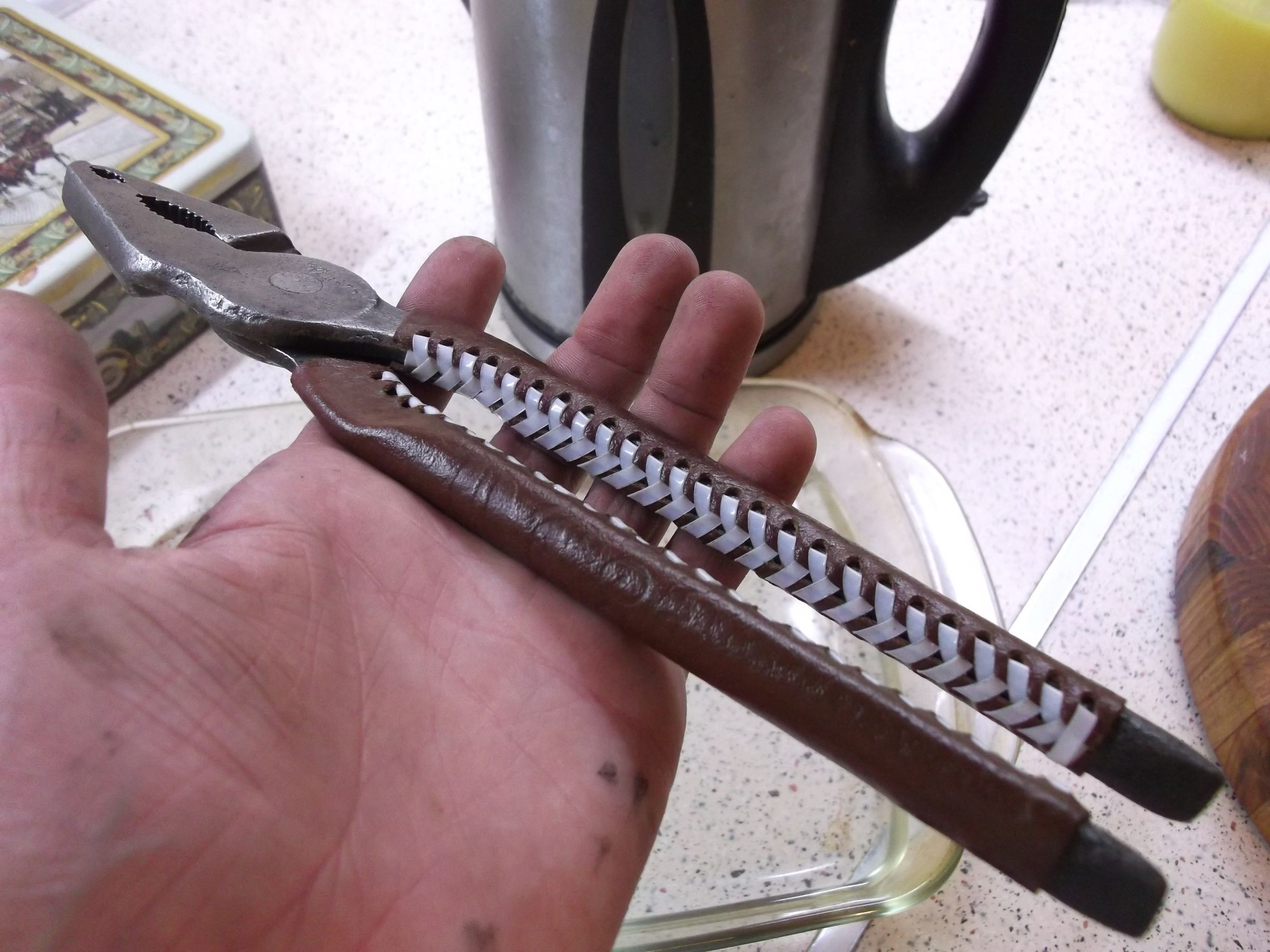 Making/Fixing Tool Grips With Plastic Bottle String : 8 Steps (with ...