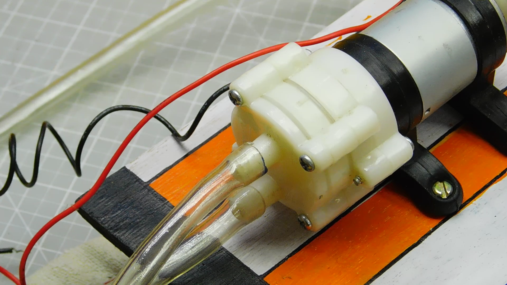 CleanSweep- the Floor Cleaning Robot! : 12 Steps (with Pictures ...