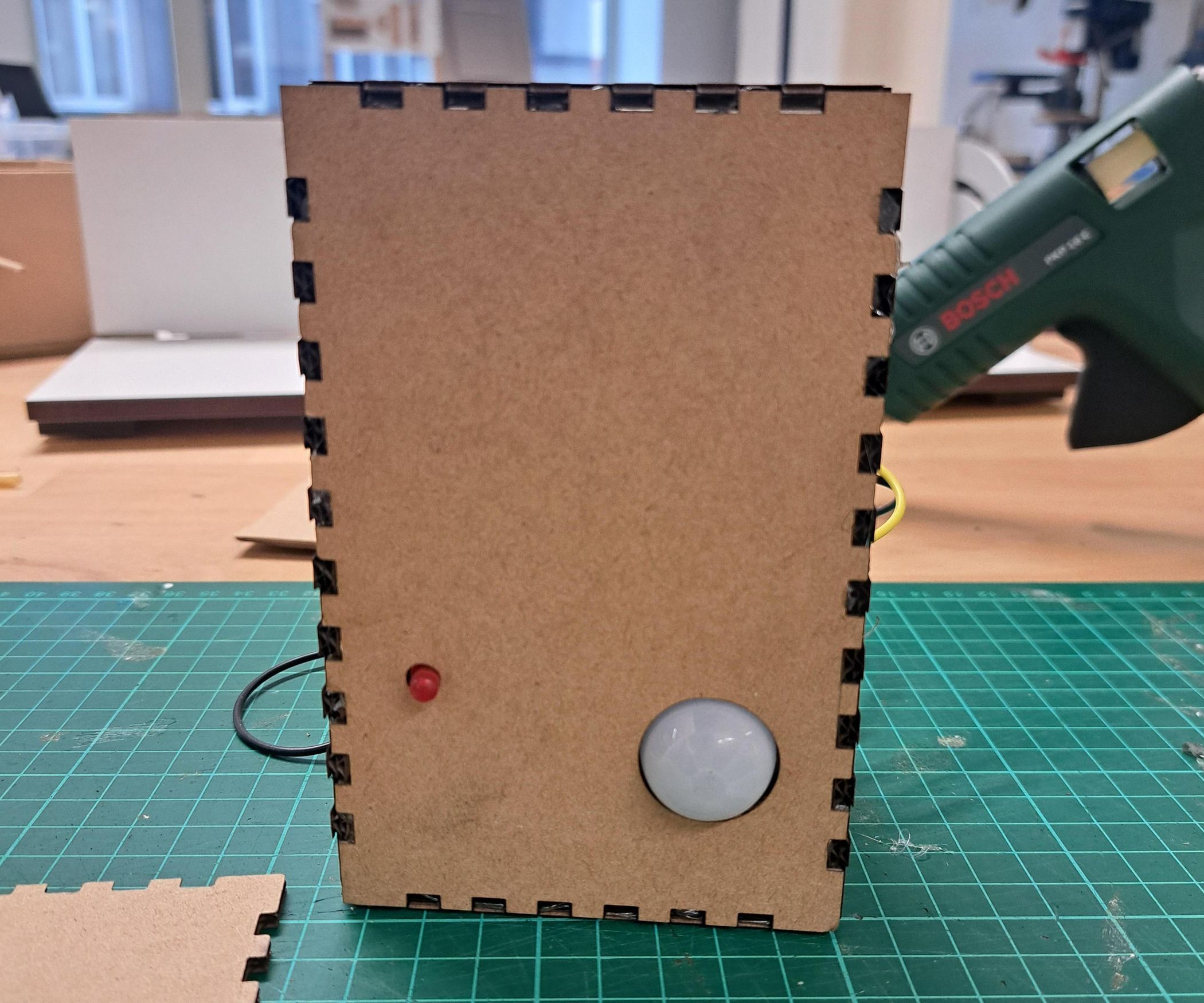 Bewegingsdetector Met Alarm - Microbit : 6 Steps - Instructables