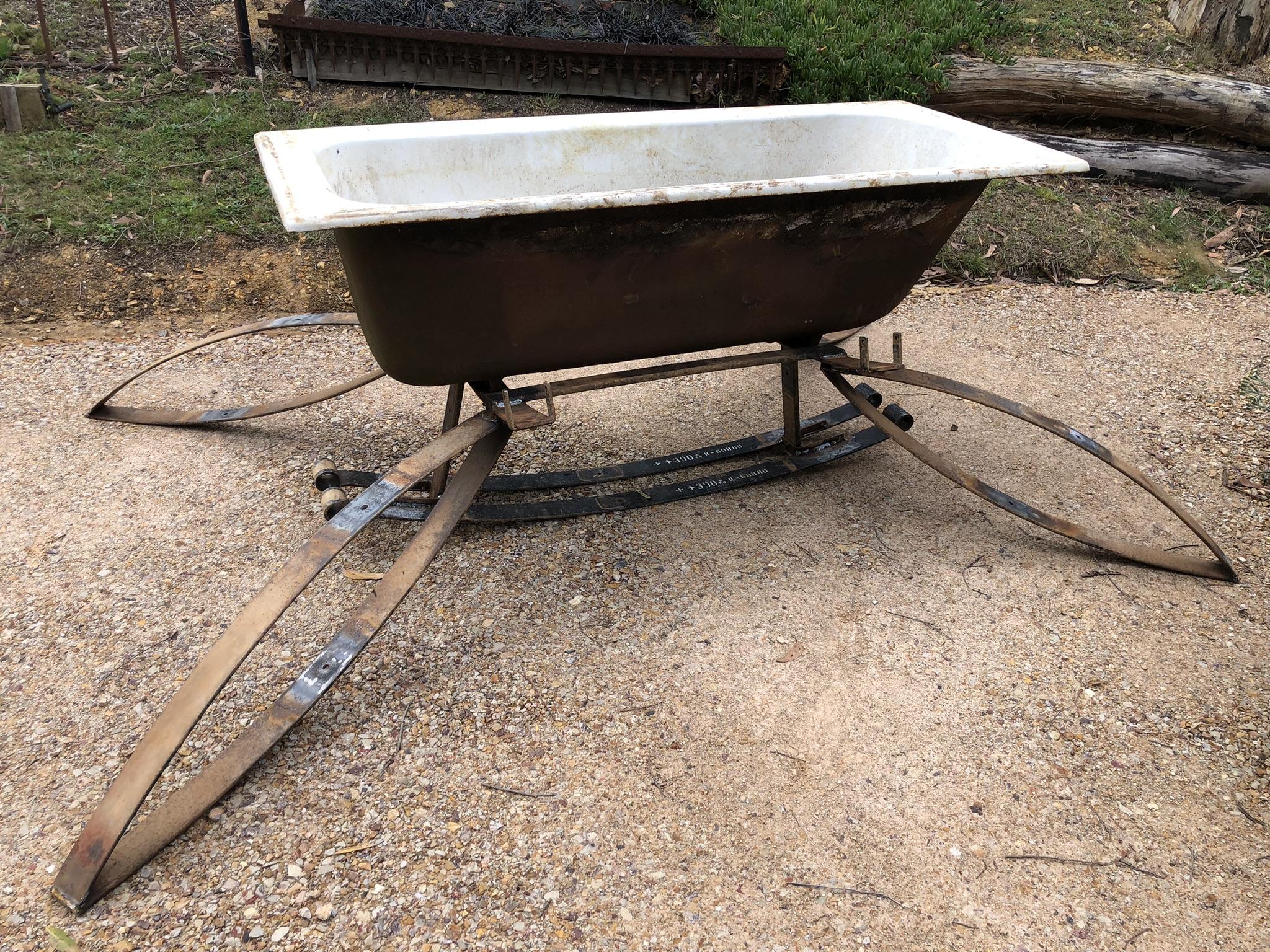 CastAway Tub : 13 Steps - Instructables