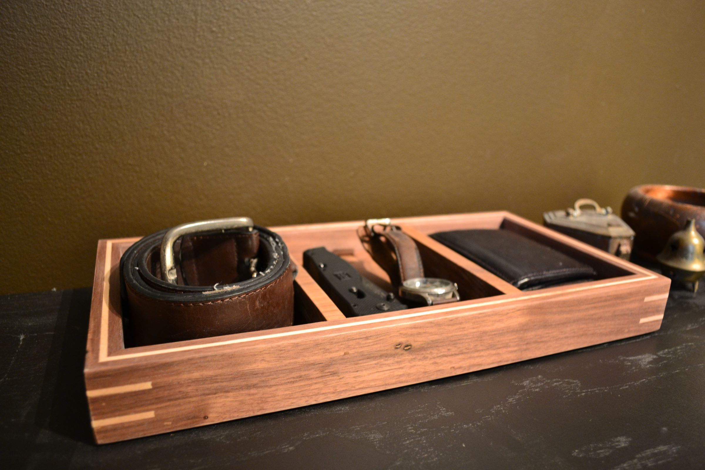 Valet Tray : 4 Steps (with Pictures) - Instructables