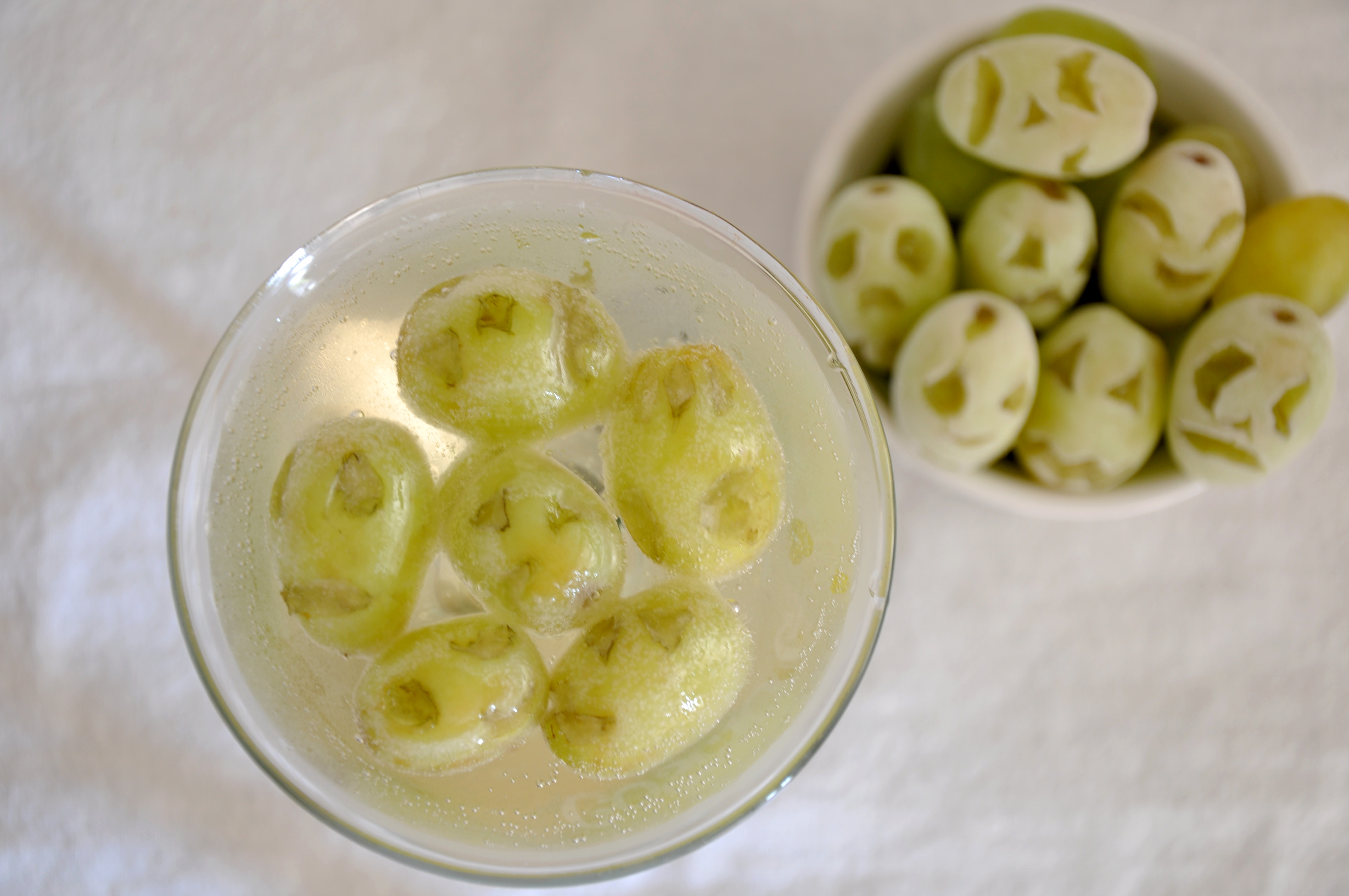 Scary Face Grapes : 6 Steps (with Pictures) - Instructables