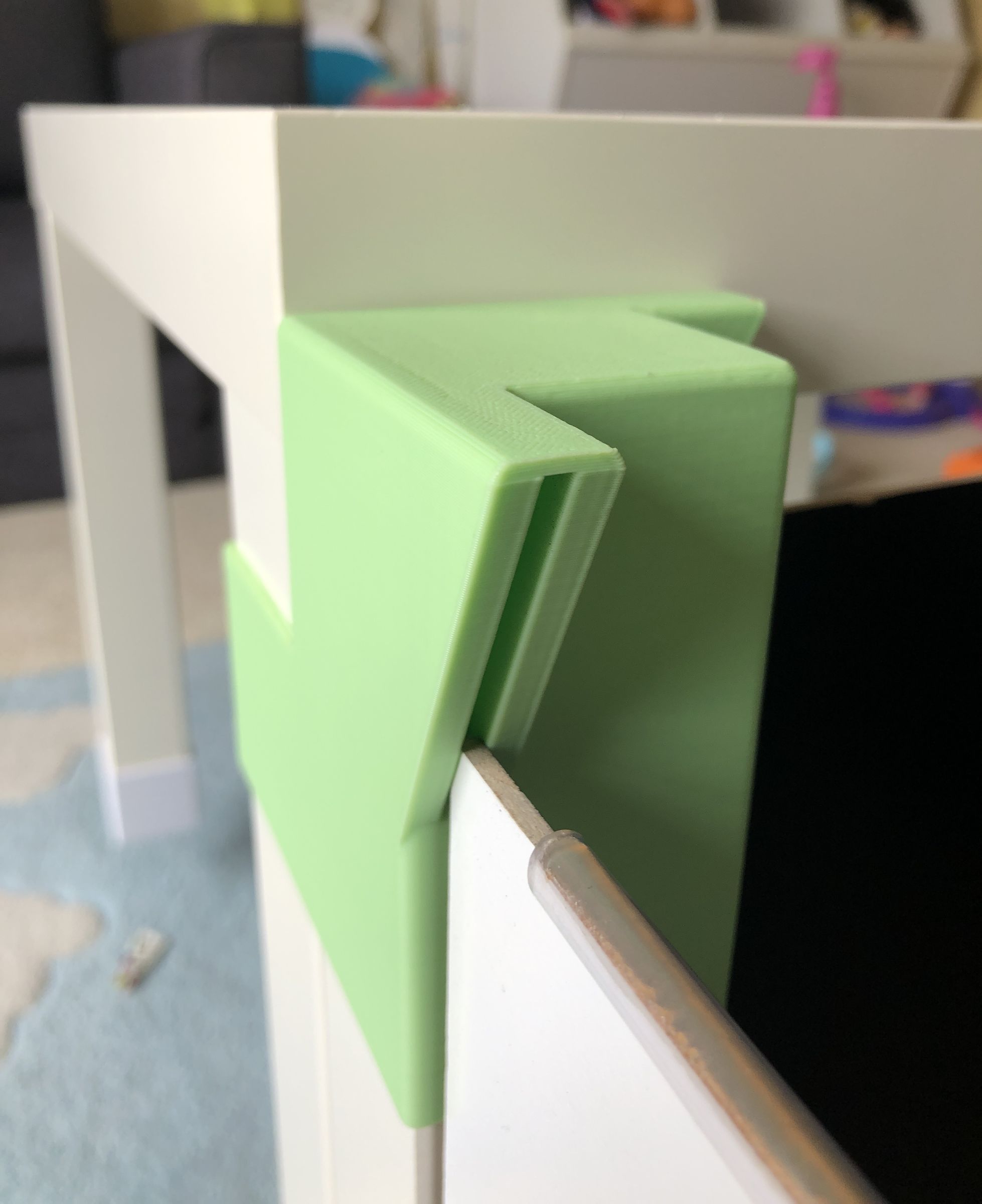 Hardware-free LEGO/DUPLO Table (IKEA LACK Hack) : 9 Steps (with ...