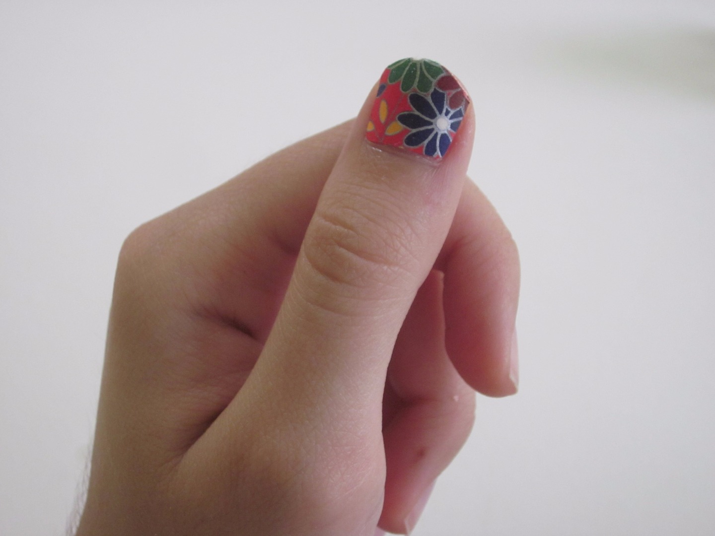 DIY Paper Nail Wraps : 7 Steps (with Pictures) - Instructables
