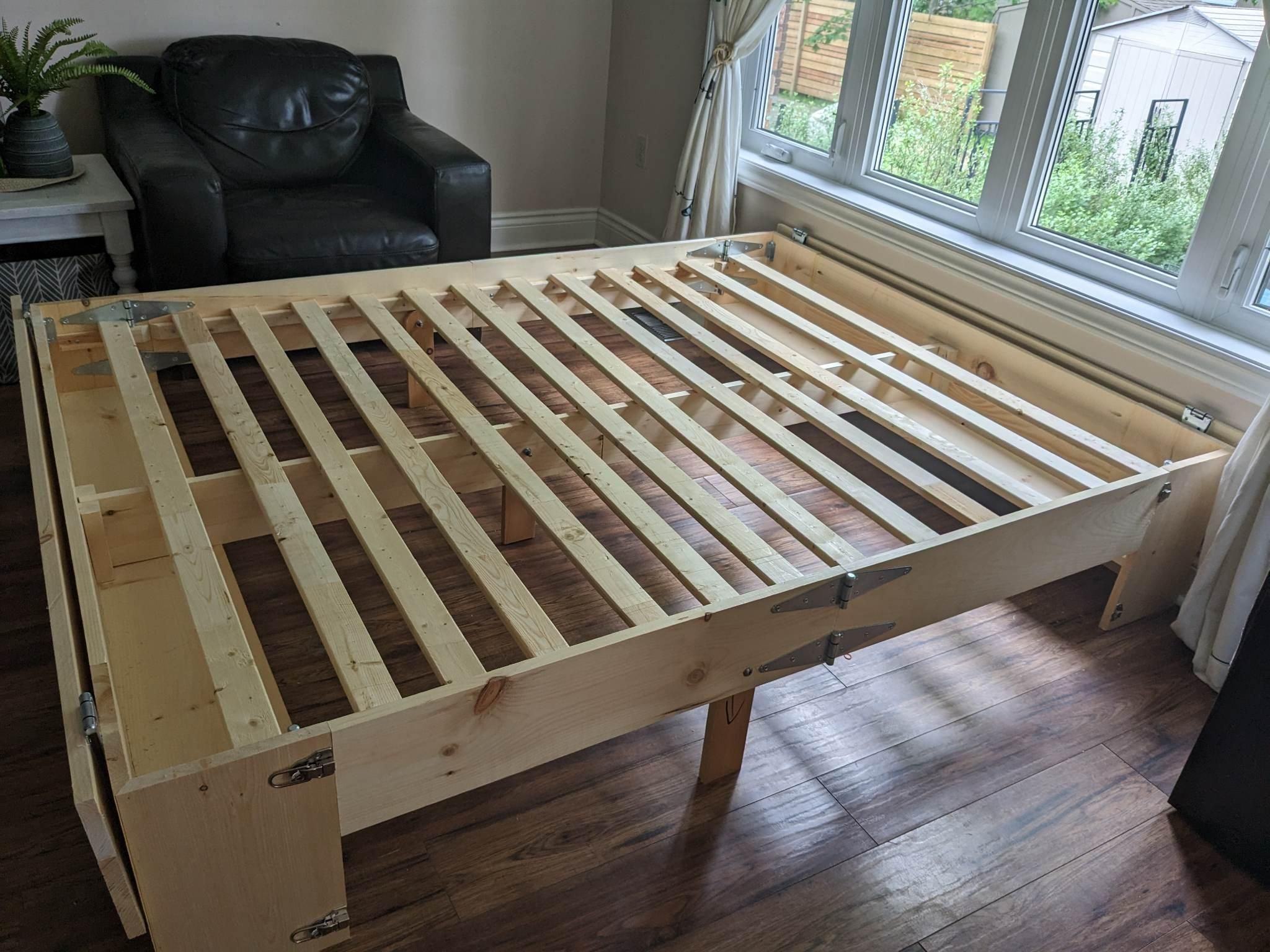 Fold Up Bed in a Box - Spare Bed : 6 Steps (with Pictures) - Instructables