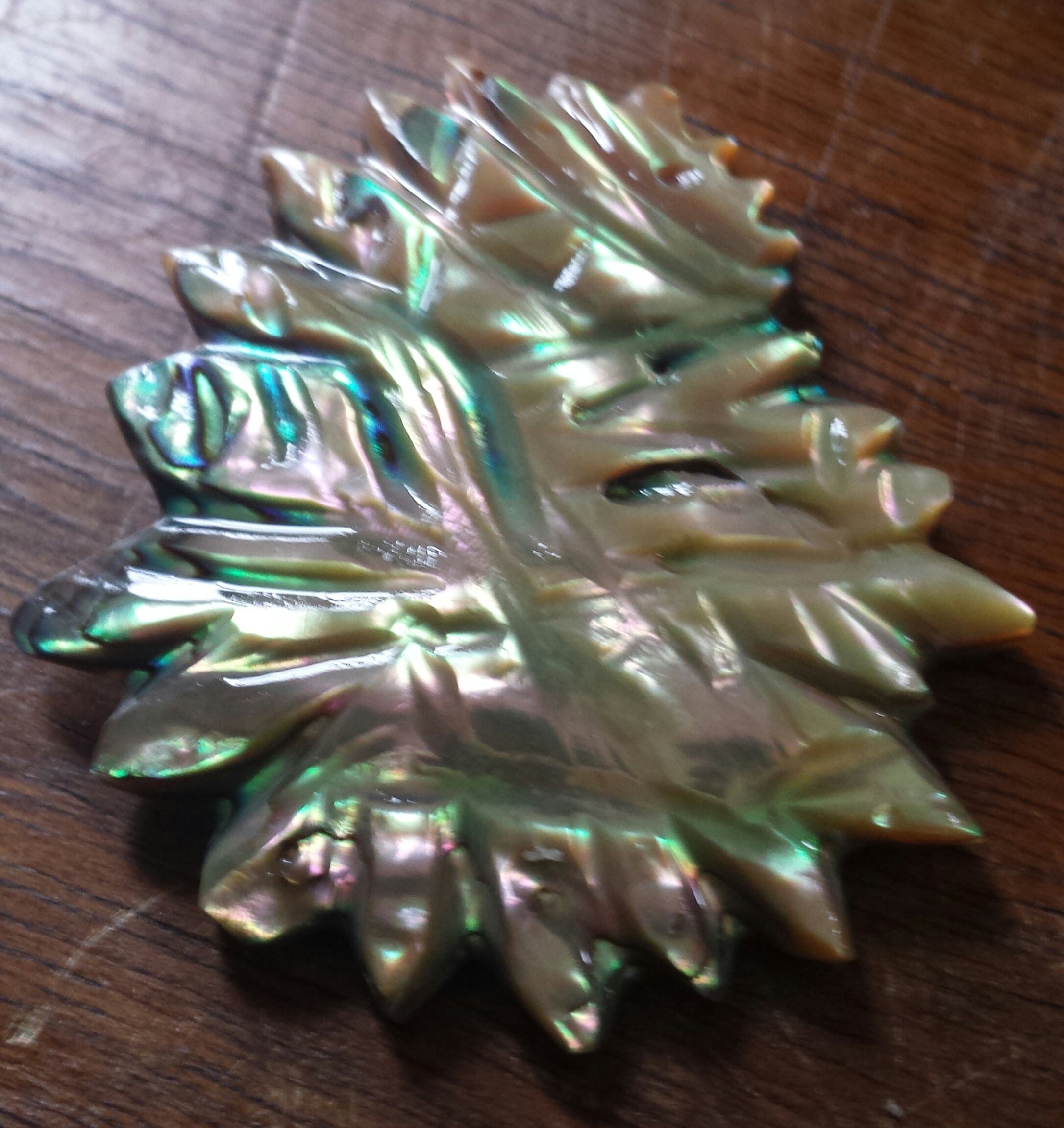 Upcycling & Carving Abalone Shell Into Jewelry and Gris Gris ...