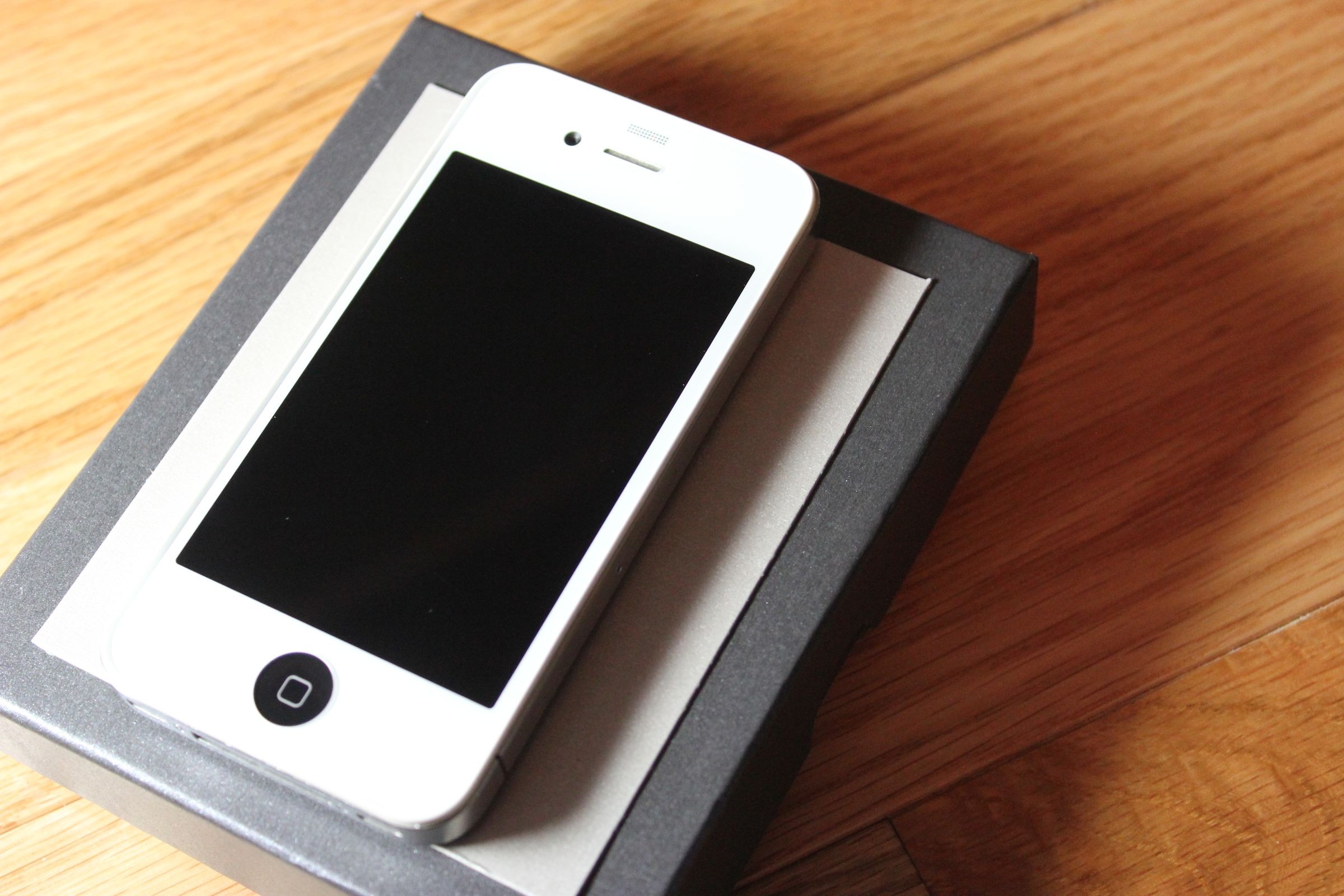 Guide to IPhone 4 Screen Replacement : 17 Steps (with Pictures ...