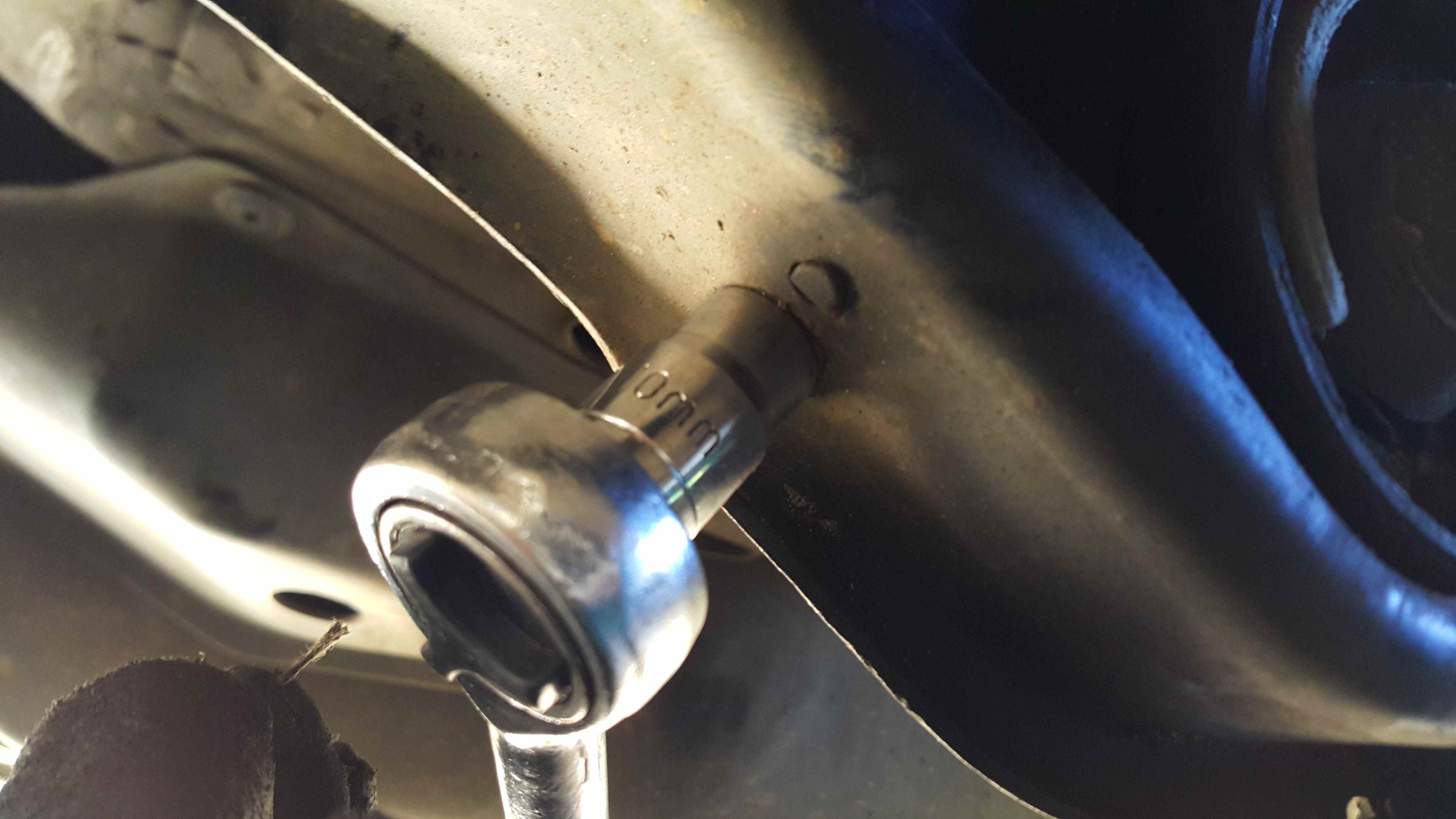 Replacing Trailing Arm Bushings on My Honda Civic! : 4 Steps ...
