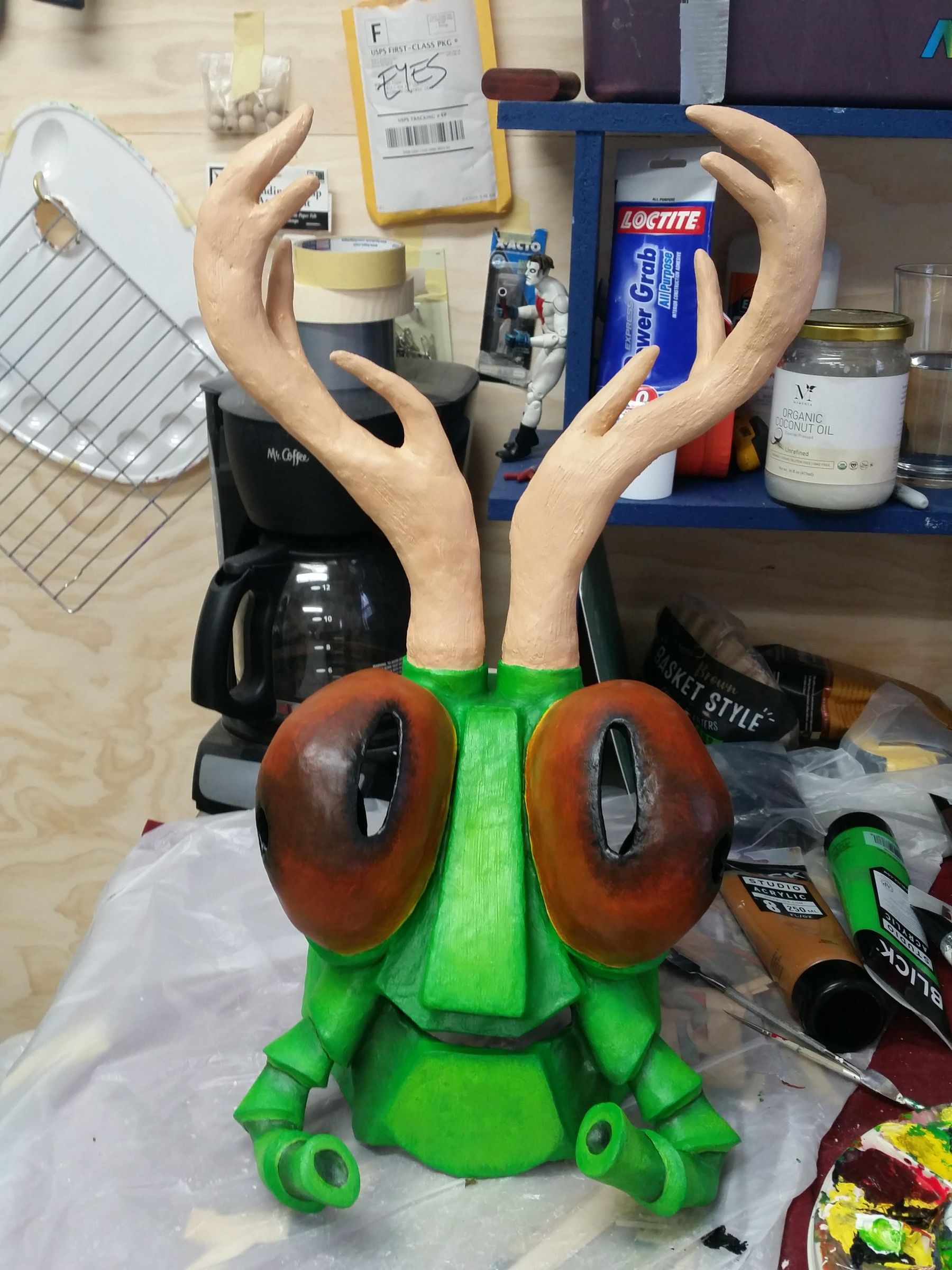 Buck Grasshopper Mask : 9 Steps (with Pictures) - Instructables