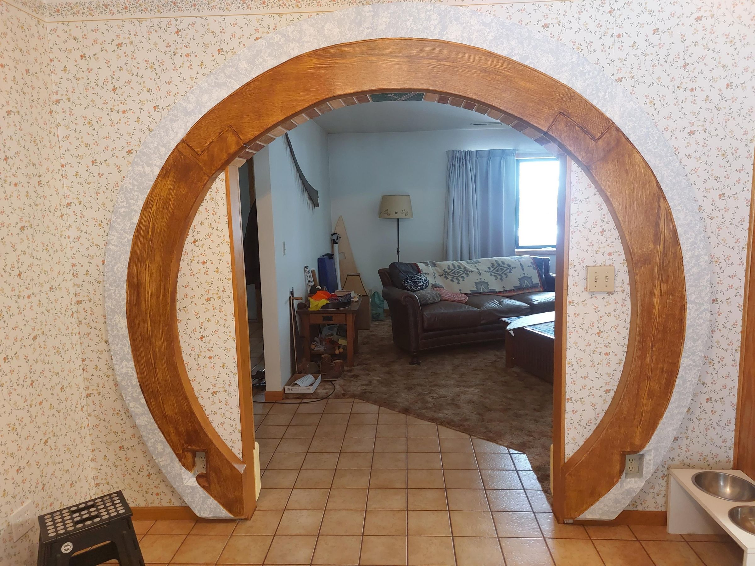 Easy Hobbit Doorway : 8 Steps (with Pictures) - Instructables