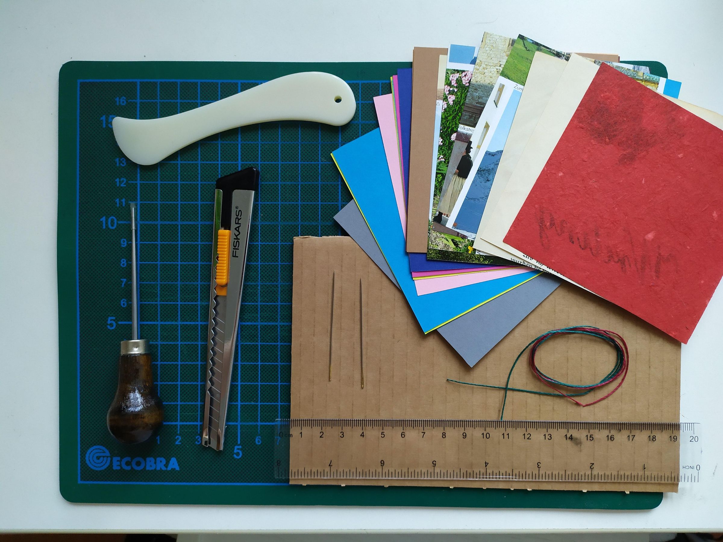 Recycled Notebook : 4 Steps (with Pictures) - Instructables