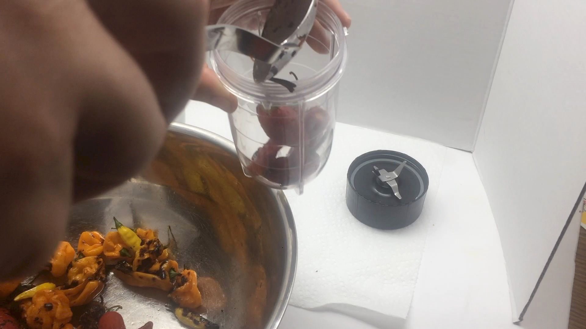 Grilled Pepper Hot Sauce : 6 Steps (with Pictures) - Instructables